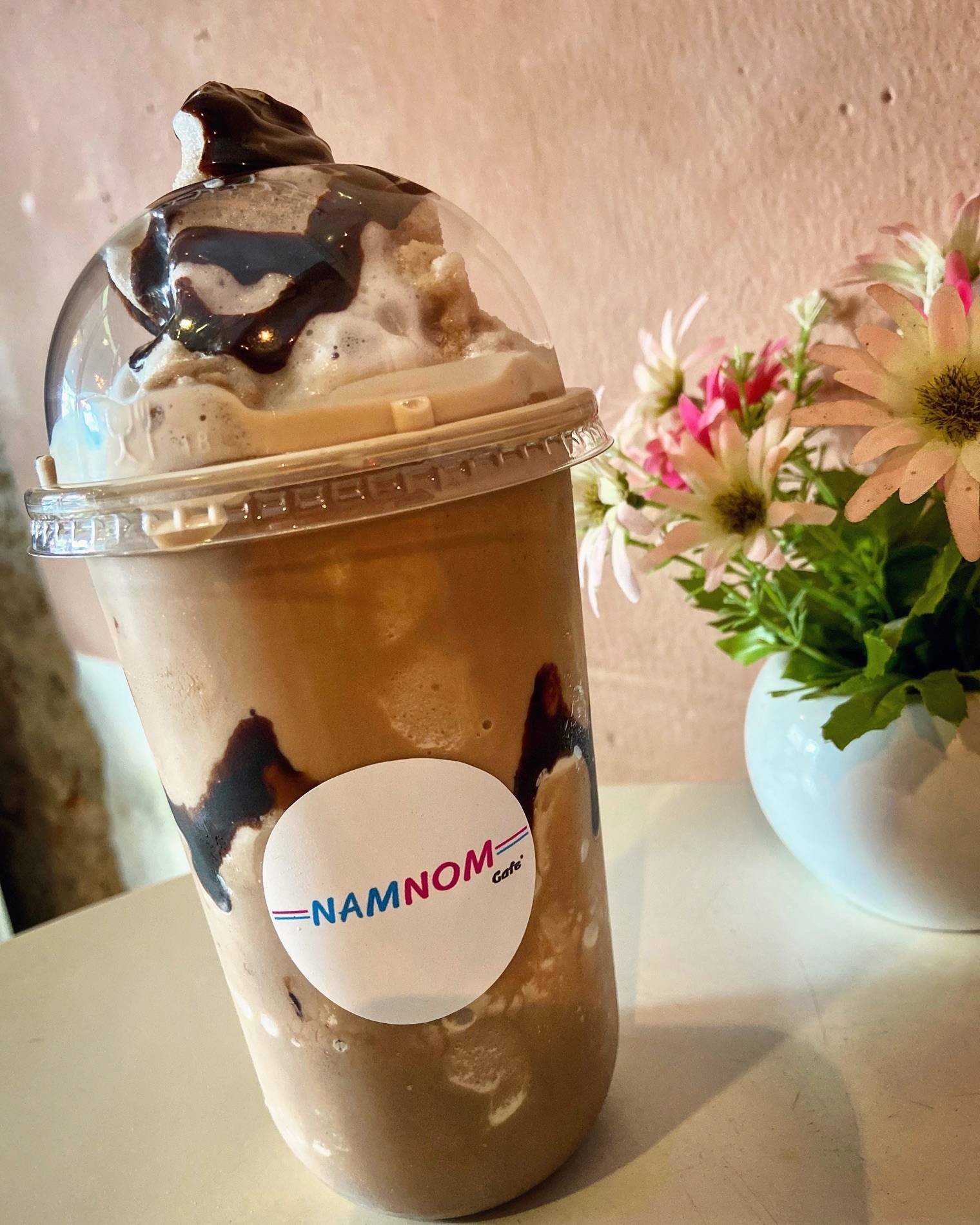 ร้าน NAMNOM Cafe' | รีวิวร้านอาหาร - Wongnai
