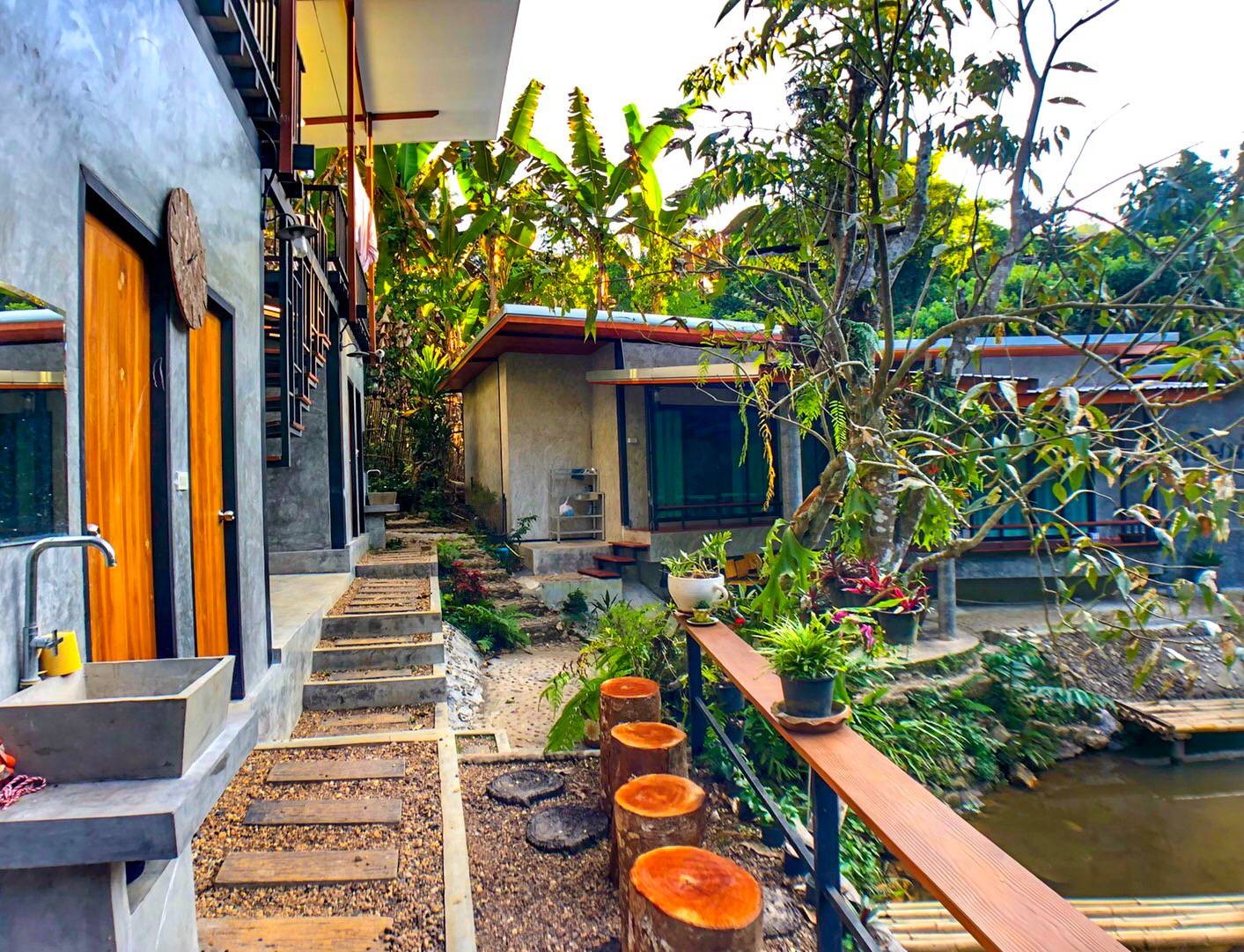 รูป Ak Homestay เฮือนฮิมน้ำ - Wongnai