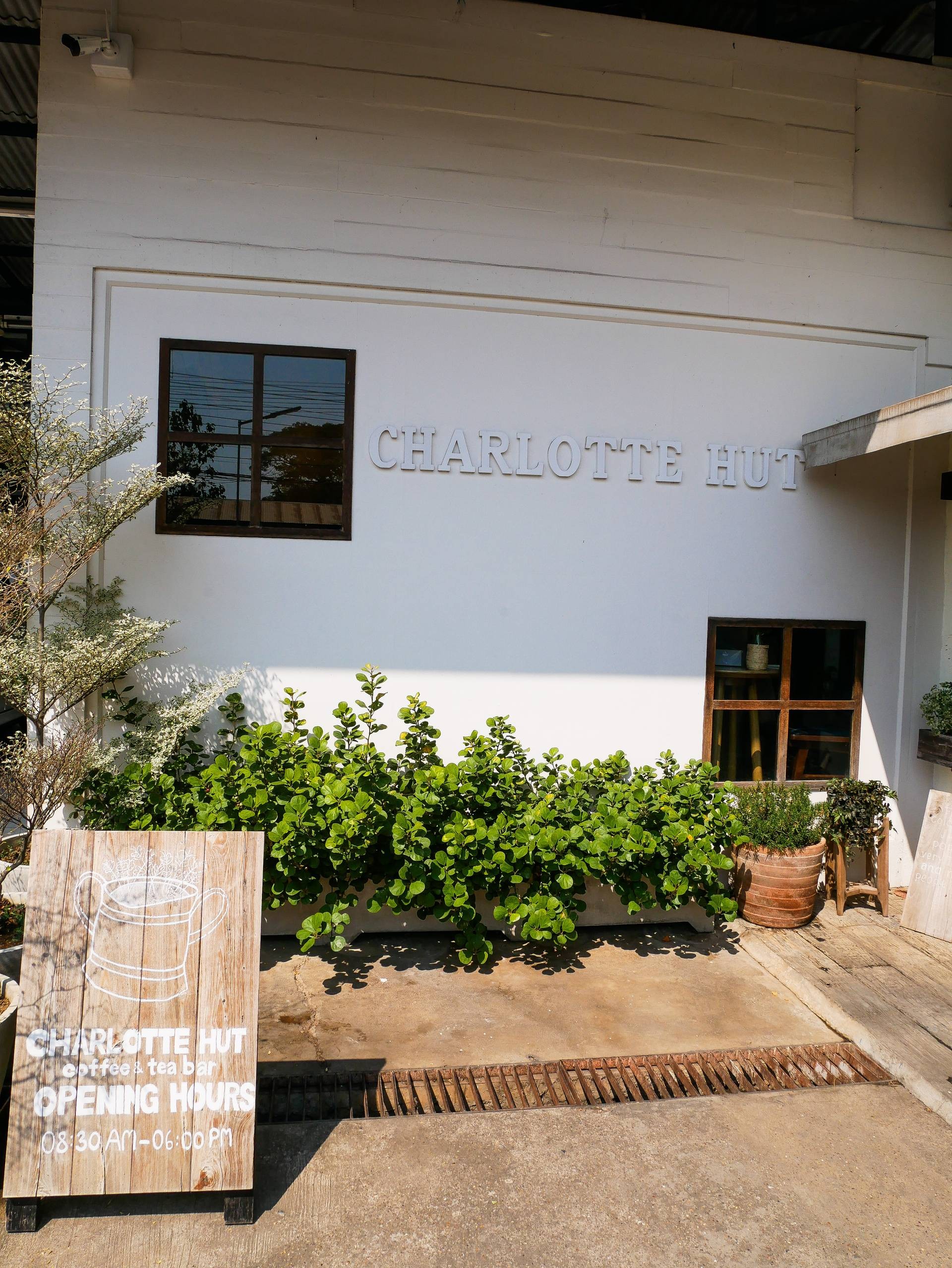 รีวิว Charlotte Hut Coffee & Tea Bar แพร่ - เป็นอีกหนึ่งคาเฟ่ที่ดีงามใน ...