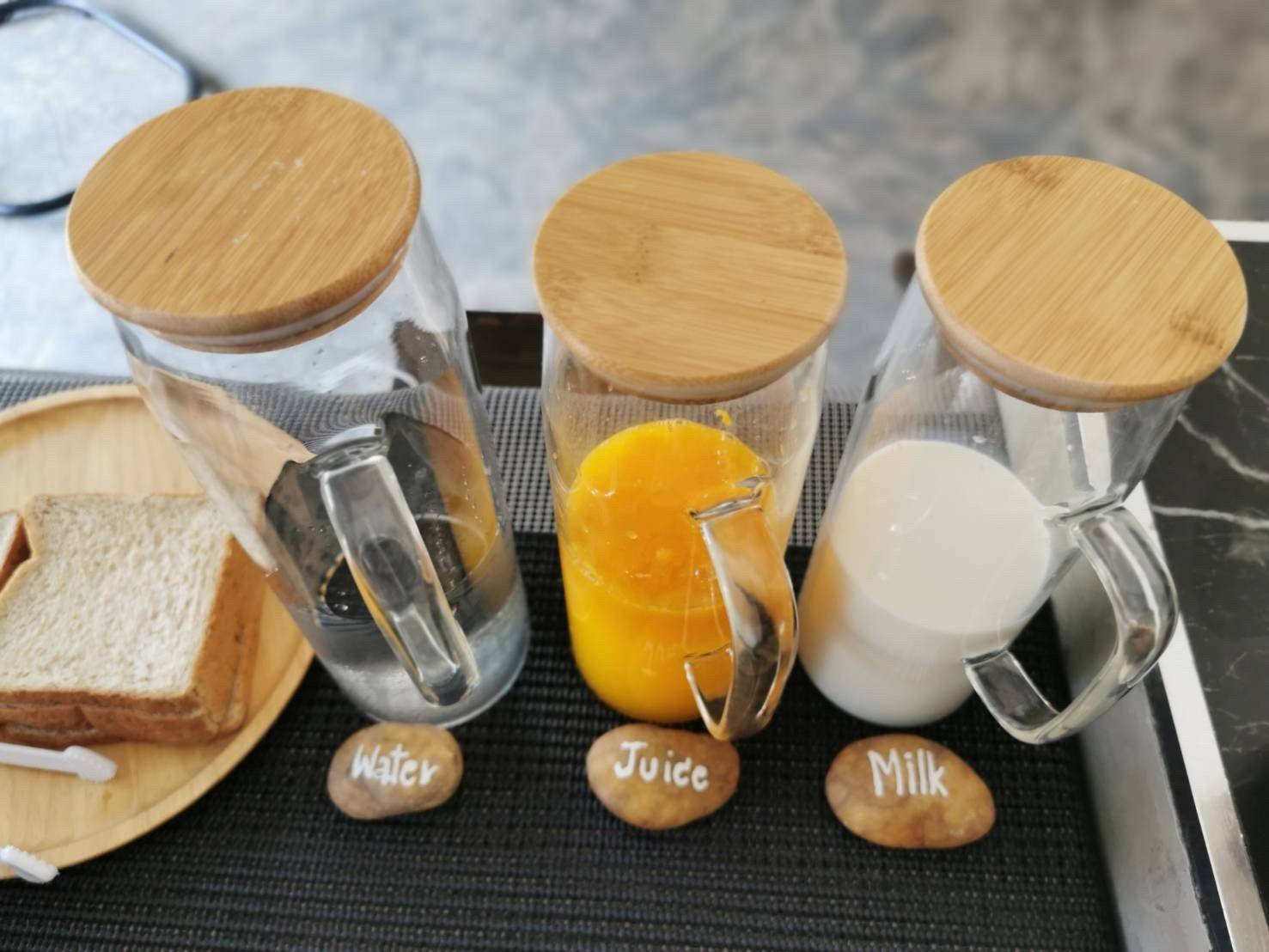 รูป โรงแรมเล Lay Hotel