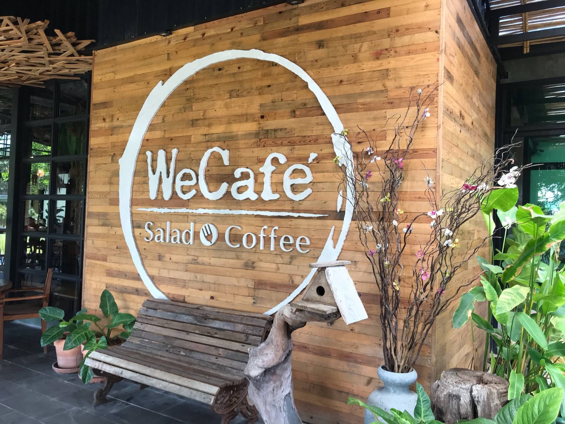 รีวิว We Cafe - บรรยากาศดี อาหารดี มีเมนูให้เลือกเยอะ - Wongnai