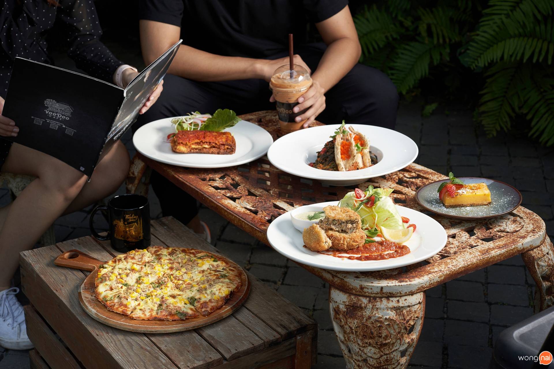 [รีวิว] “Voodoo Cafe” ร้านอาหารฮาลาลฟิวชั่นในสวนยุโรป สวยดั่งมนต์สะกด