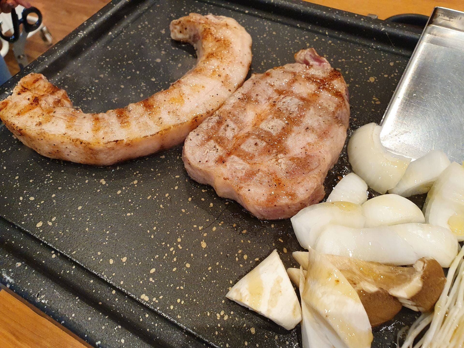 รีวิว Firepork Terminal 21 Pattaya - Fire Pork BBQเกาหลี ไม่ต้องย่างเอง!