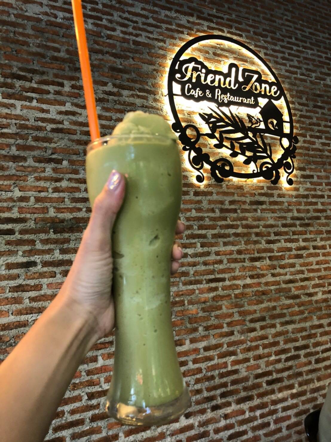 friend-zone-cafe-restaurant-sai-ma-mueang-nonthaburi