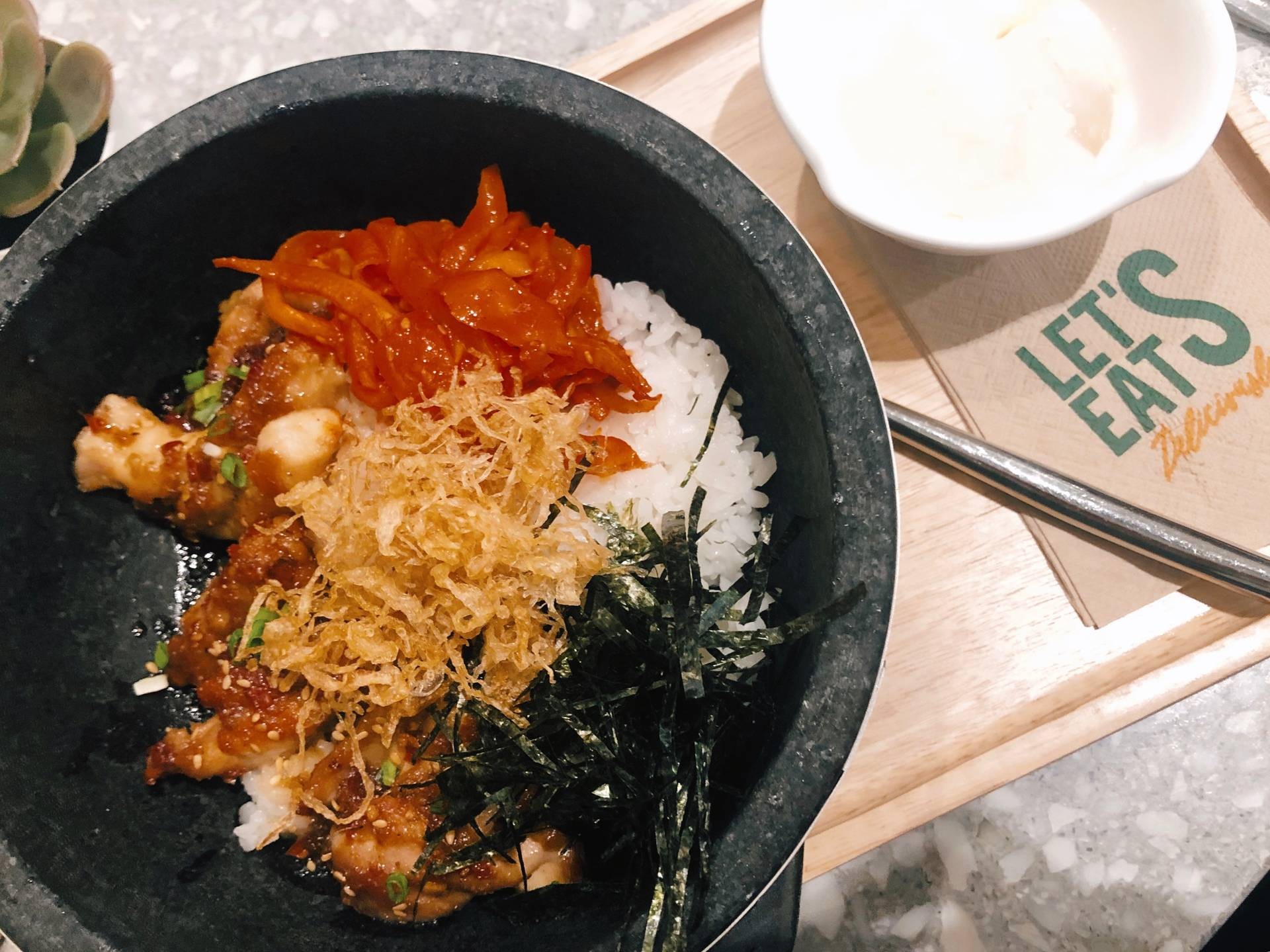 รีวิว LET'S EAT Deliciously - อาหารอร่อย ราคาน่ารัก ร้านสวย