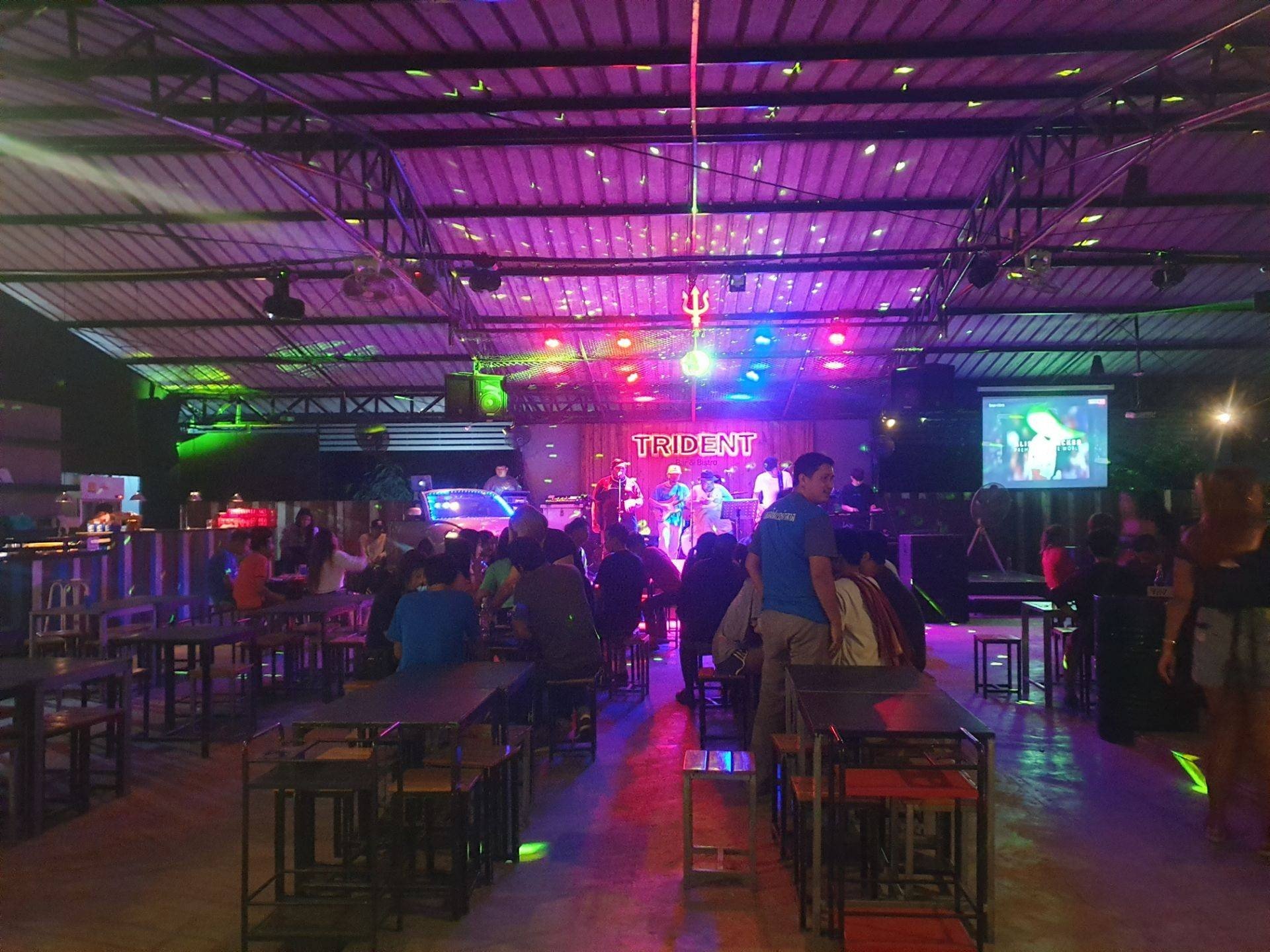 ร้าน Trident Bar | รีวิวร้านอาหาร