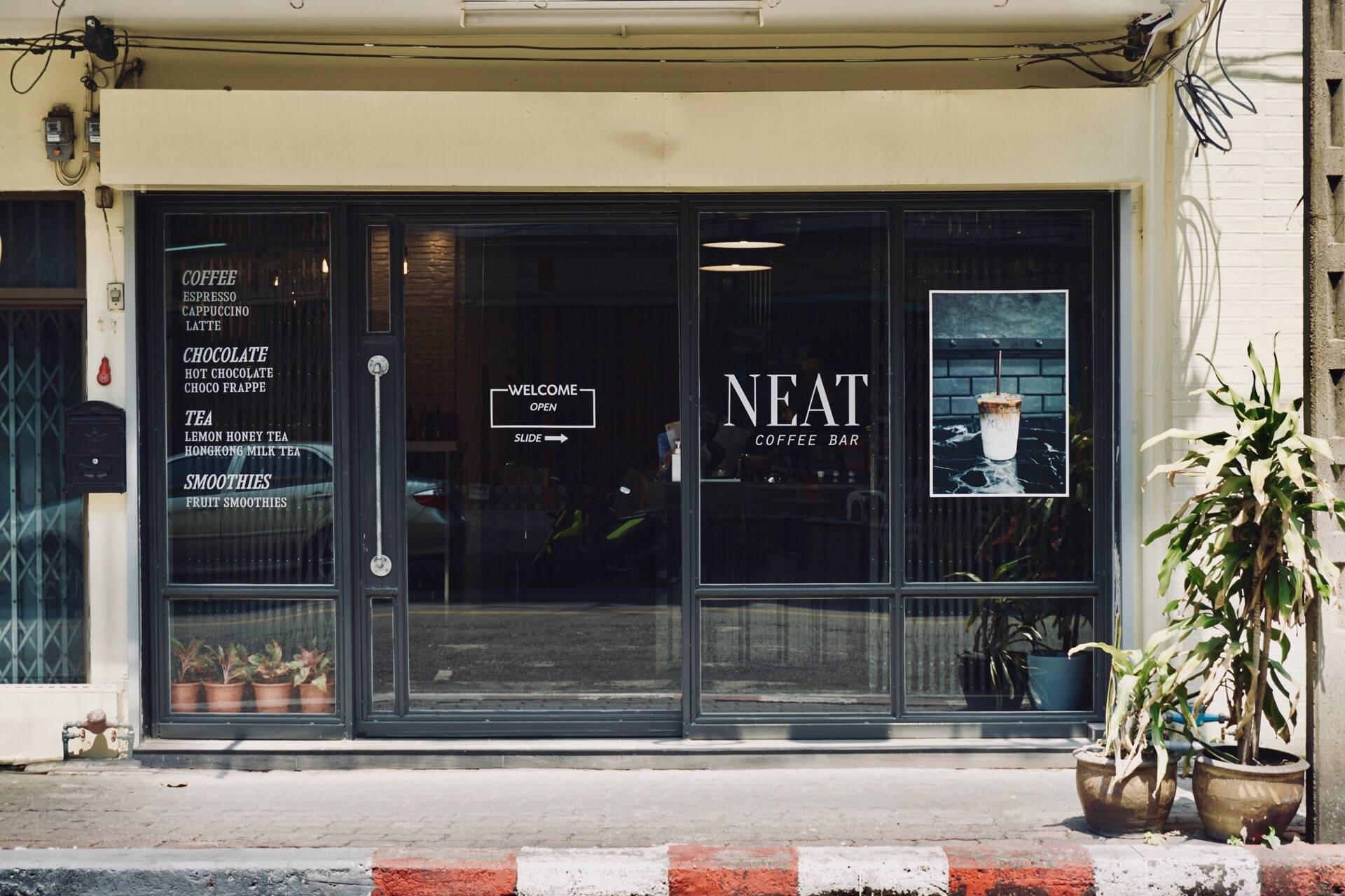 รีวิว Neat Coffee Bar - NEAT COFFEE BAR