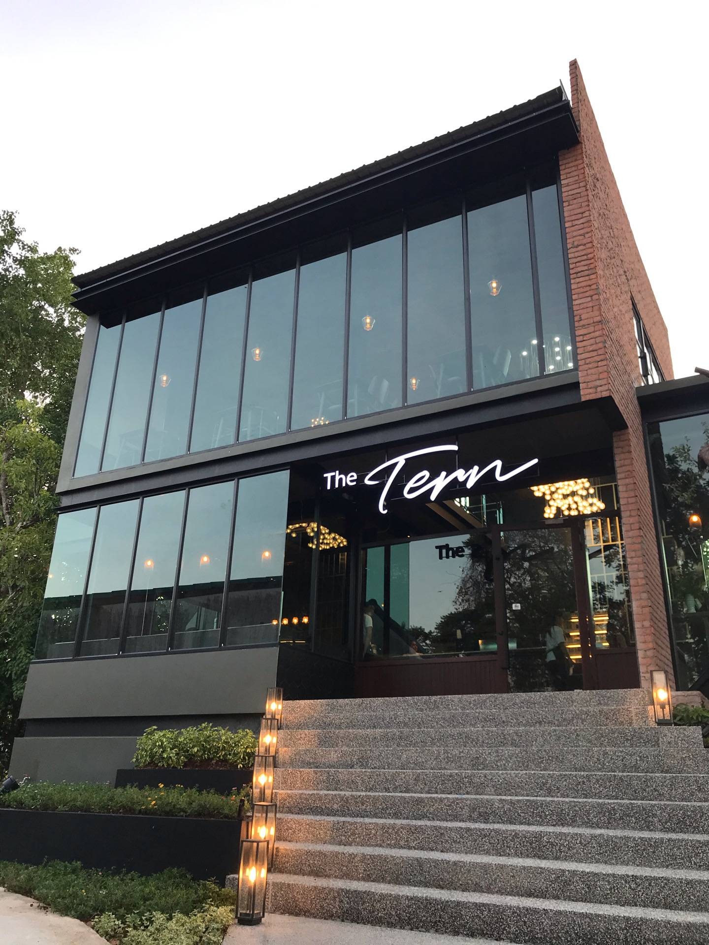 รีวิว The Tern Cafe - คาเฟ่เปิดใหม่ ร้านน่านั่ง
