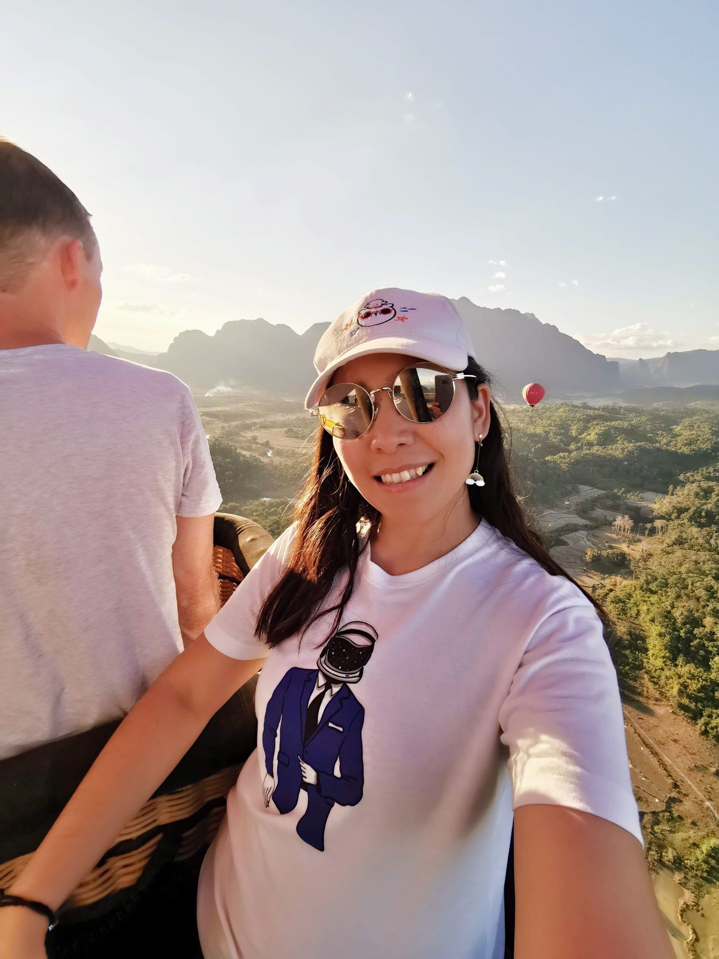 รีวิว Above Laos Ballooning Adventure - Discover the World 🎈