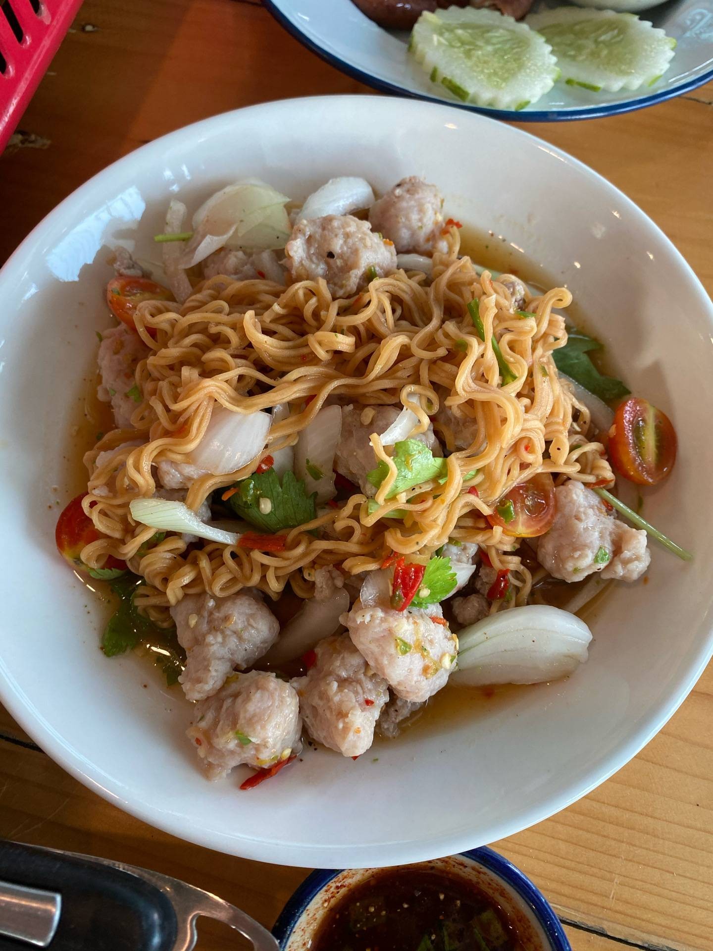 ยำมาม่าหมูเด้ง ร้าน จุ่มปุ๊ก หมูกระทะ-จิ้มจุ่ม ศาลายา