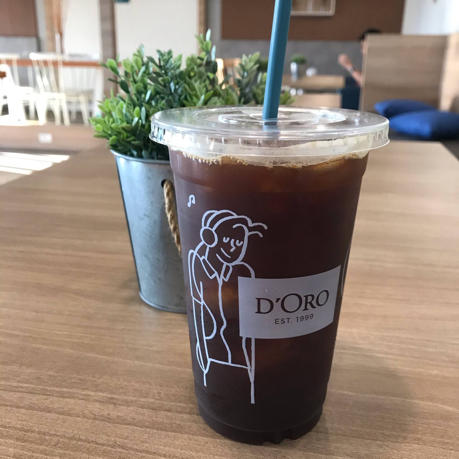 ร้าน D’oro Coffee Esso พระราม 3 | รีวิวร้านอาหาร - Wongnai