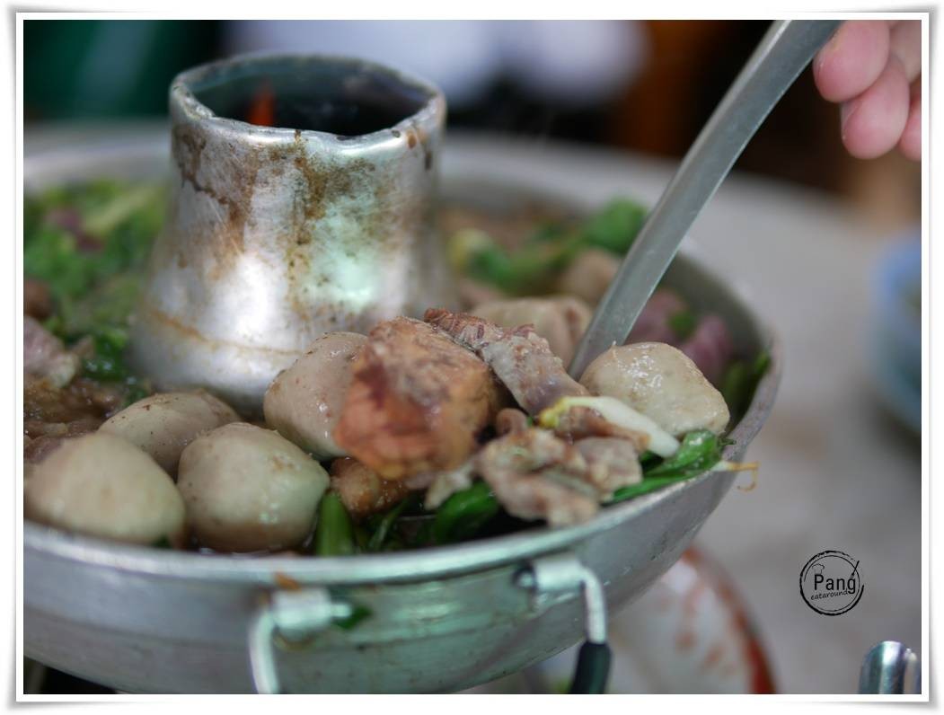 เกาเหลาเนื้อหม้อไฟ ร้าน เฮ้งชุนเส็ง พระราม 4 - Wongnai
