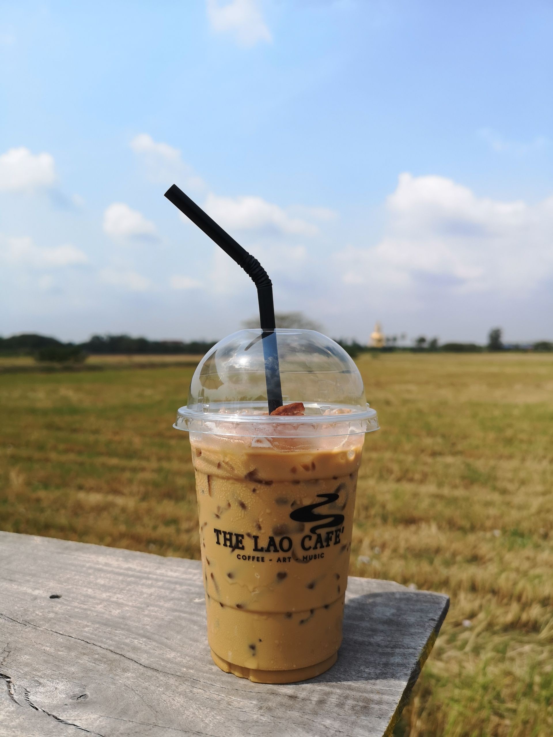 เอสเปรสโซ่เด้อลาวเย็น ร้าน The Lao Cafe And Resort