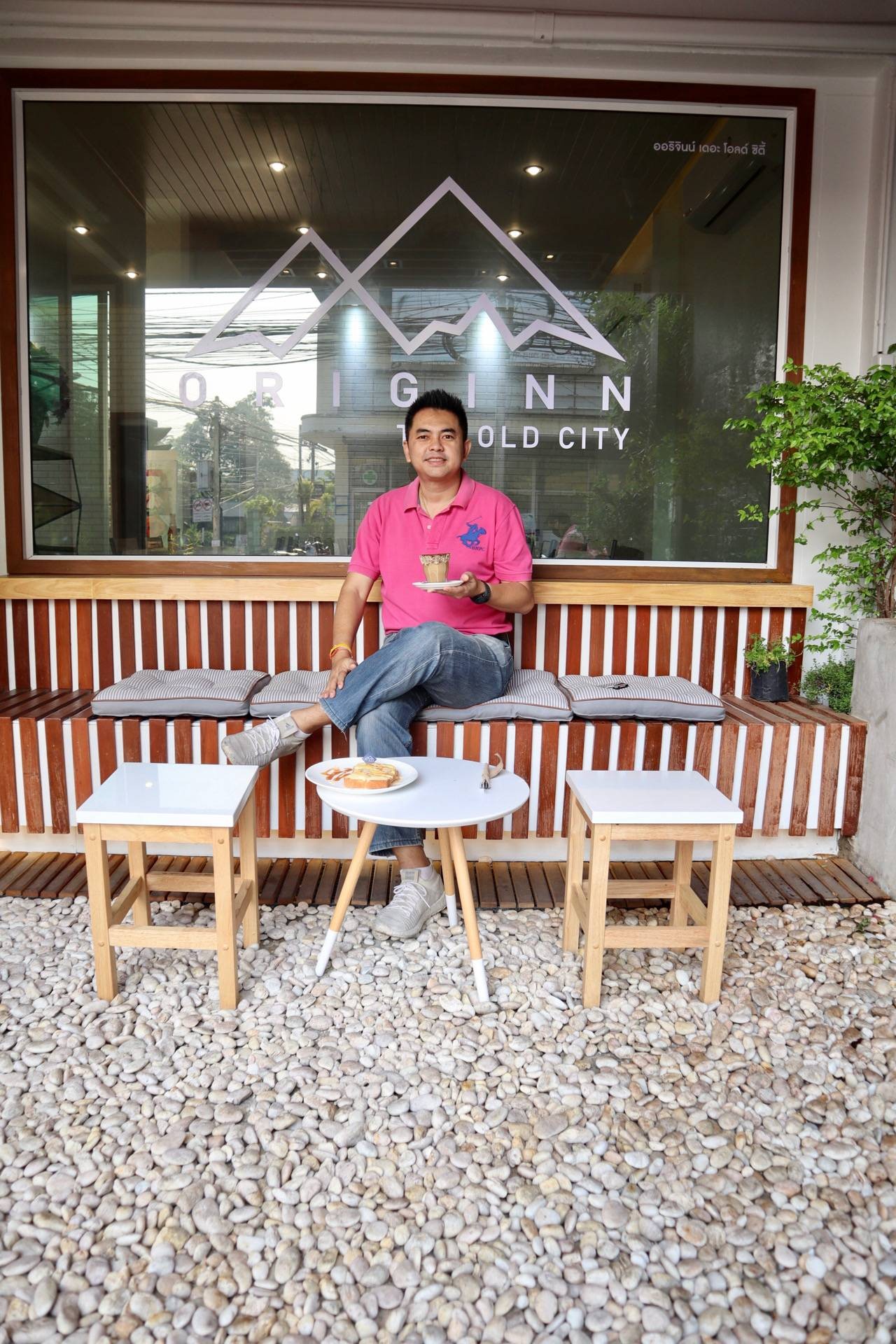 รีวิว GRAVITY CAFE & BISTRO พระสิงห์ - ร้านสาขาเปิดใหม่ที่เน้นอาหารและ ...