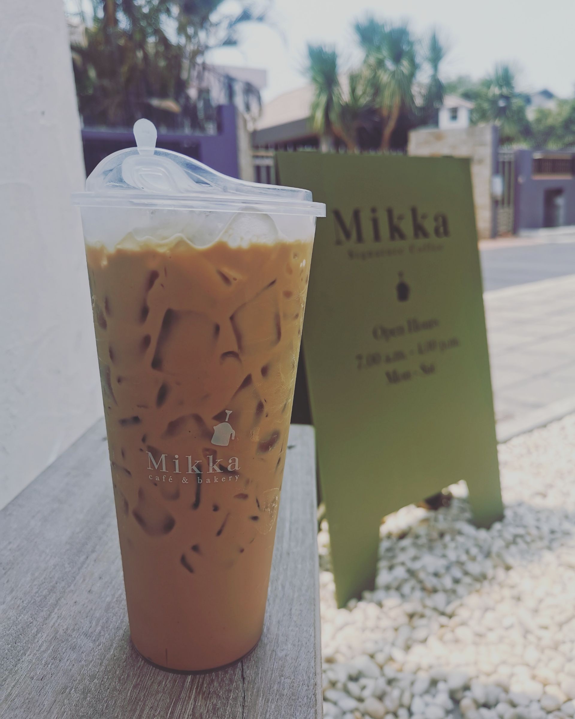 รีวิว Mikka Café & Bakery พัฒนาการ 25 - มีบัตรสะสมด้วยนะ buy 10 get 1 free