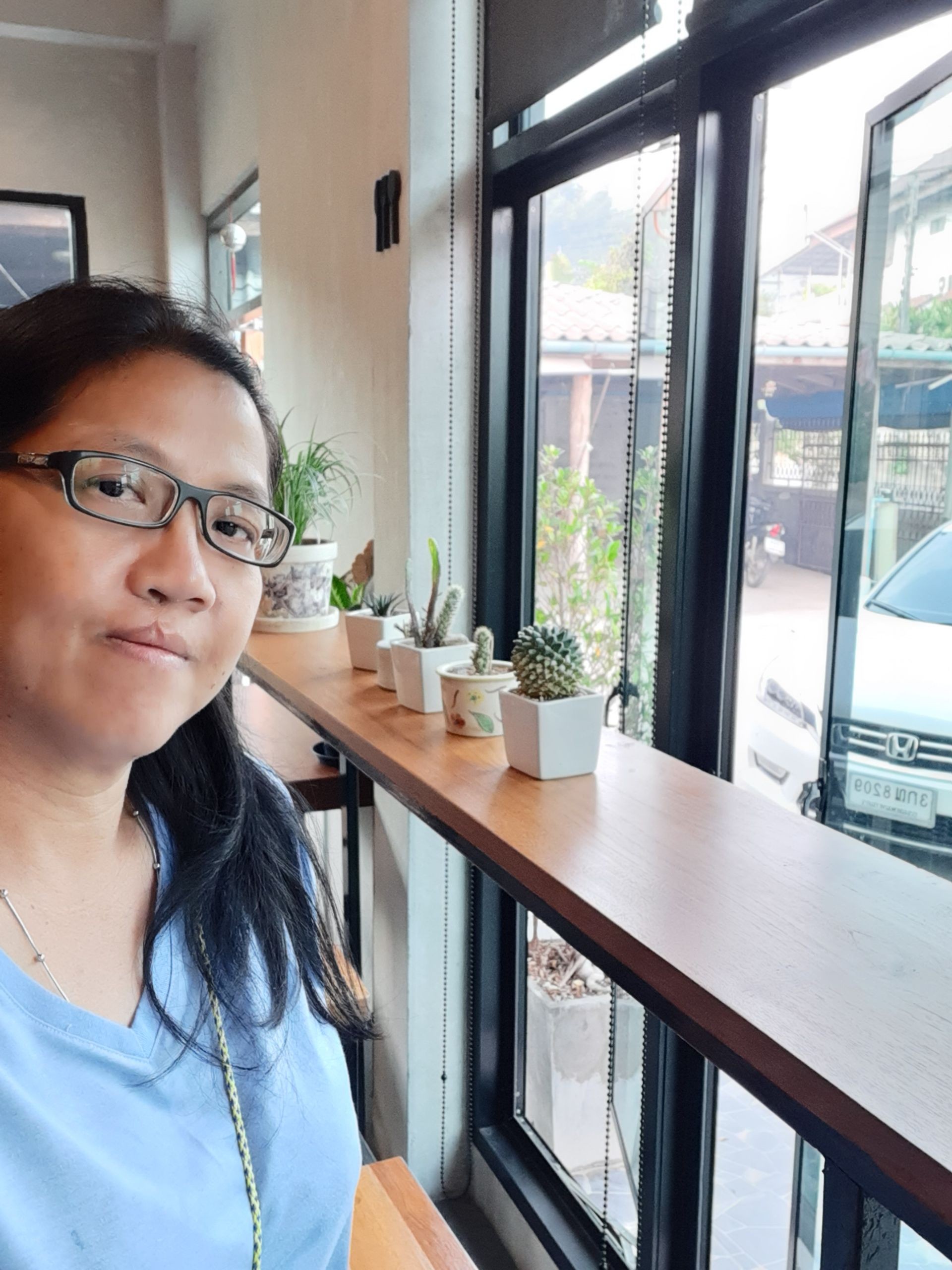 รีวิว Cozy House Cafe & Bistro - บรรยากาศดีค่ะ