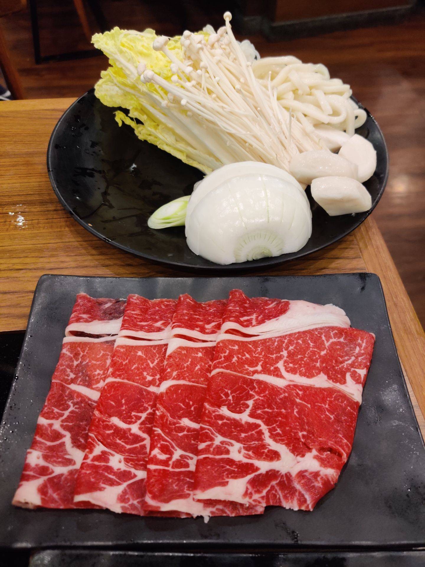 รีวิว AKIYOSHI เซ็นทรัล อีสต์วิลล์ - จัด Deluxe Buffet เนื้อ Superior ...