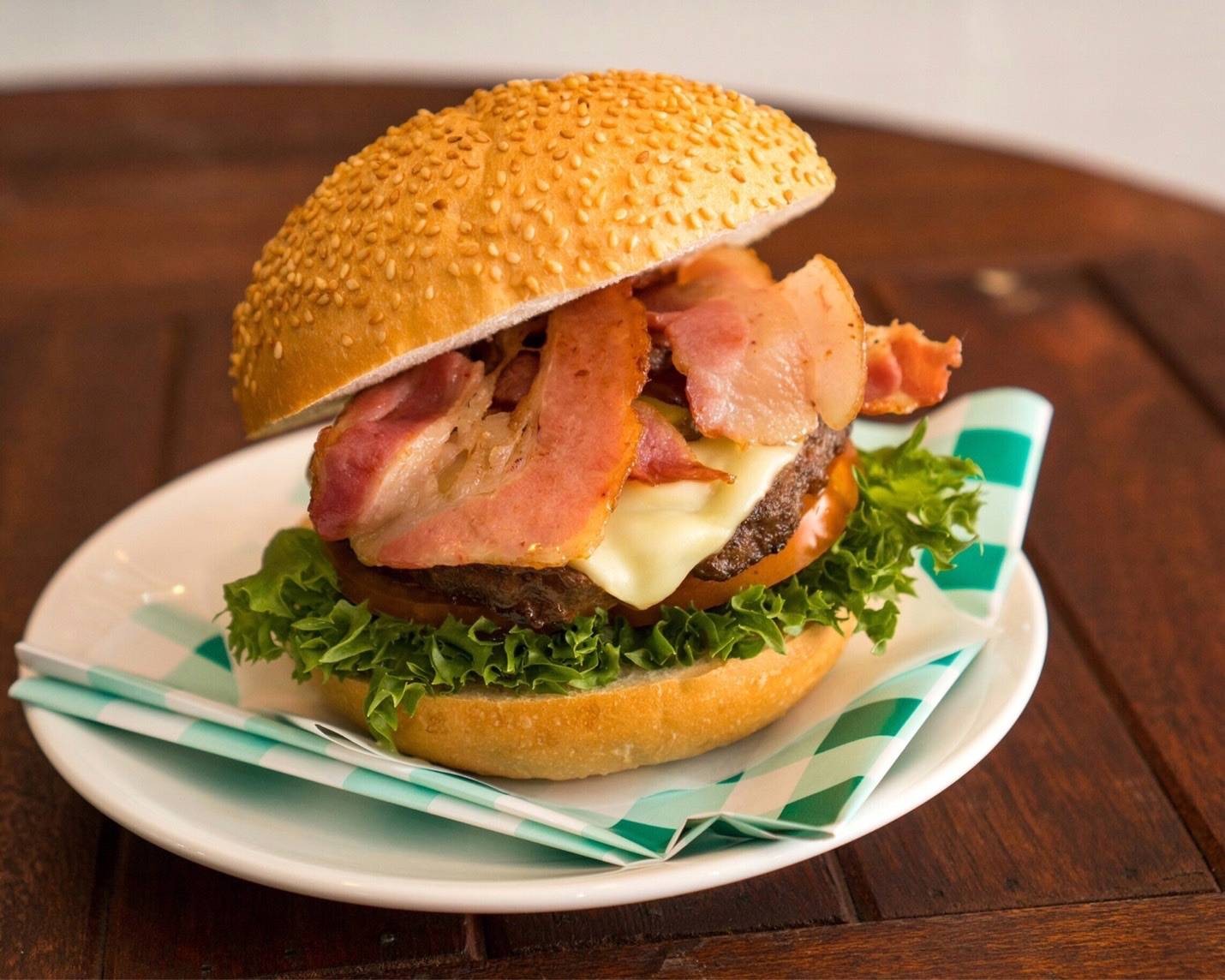 รีวิว SNACK BURGER - อร่อยมากกกก