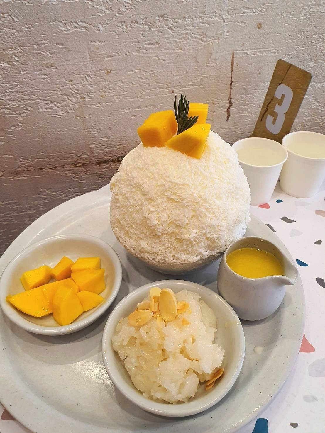 รีวิว Cheevit Cheeva Siam Square One - บิงซูมะม่วง