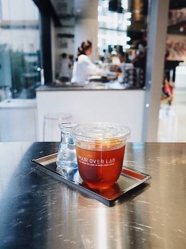 [รีวิว] ร้าน POUR OVER LAB Siam Discovery ชั้น 1 | เมนูแนะนำ รูปภาพ ...