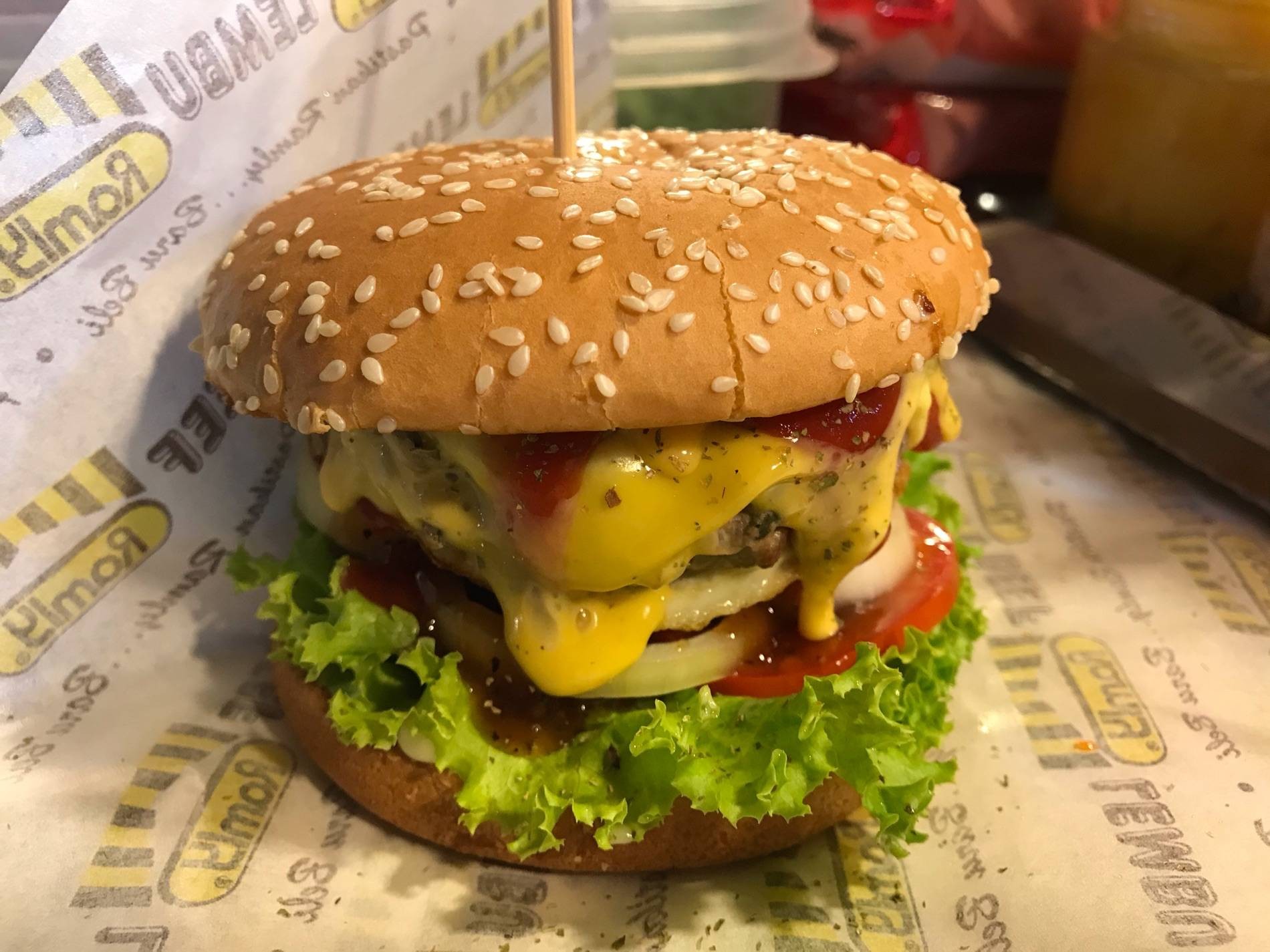 รีวิว Burger deen - ต้องลองงงงงง - Wongnai