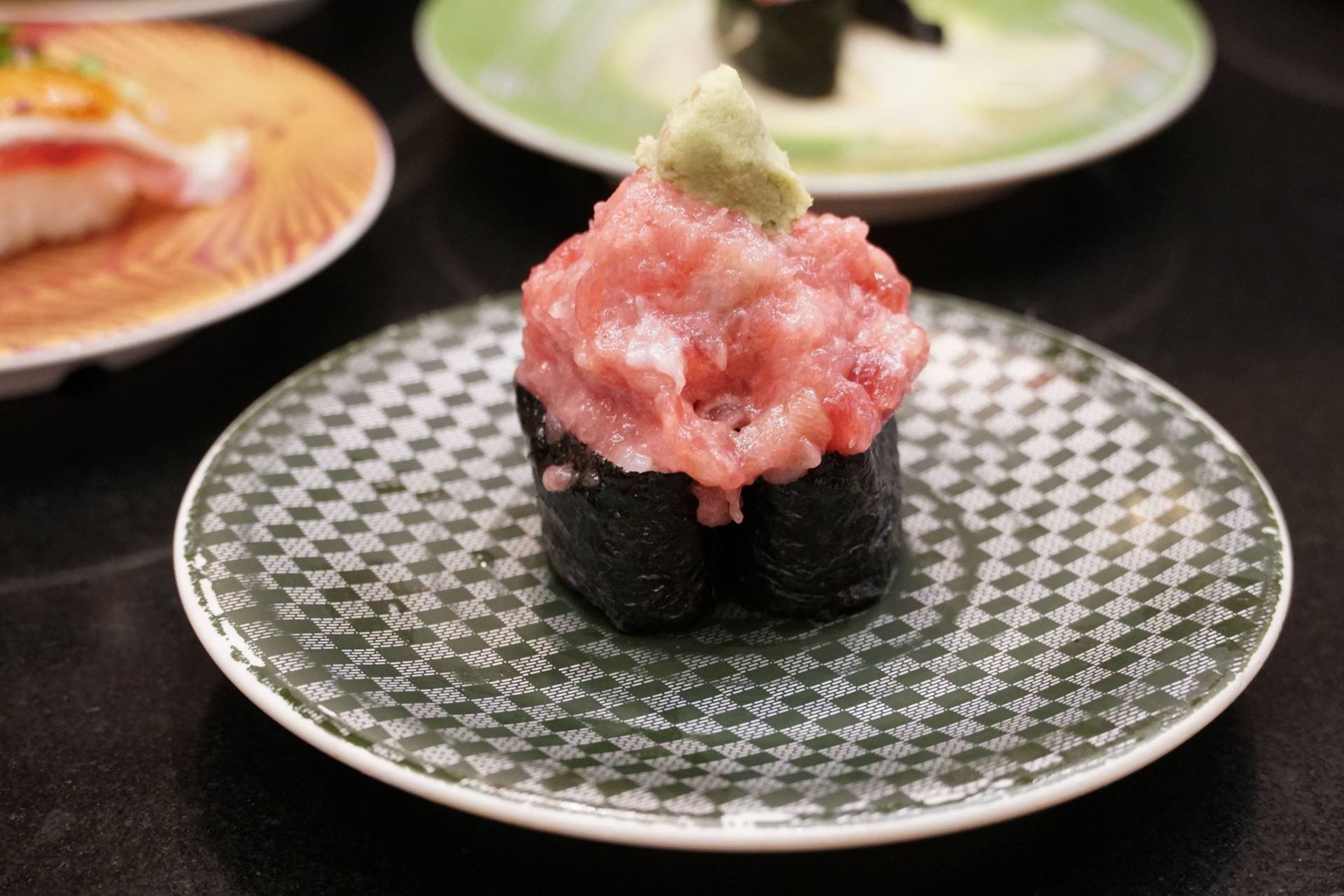 Scratched Fattest Maguro Meat Of Large Bluefin Tuna ร้าน Miuramisaki ...