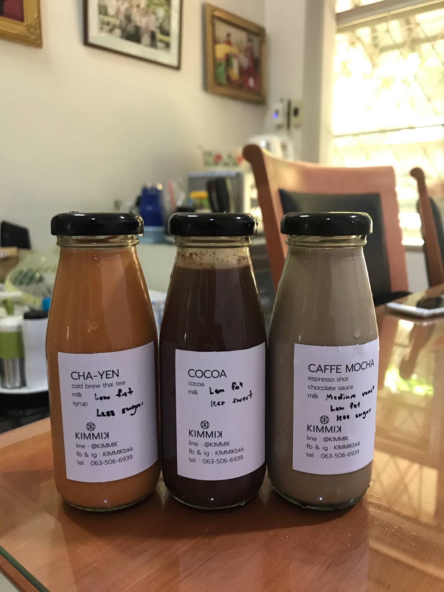 รีวิว KIMMIK Coffee & Bakery อาคารไทยรงค์ทาวเวอร์ - อร่อย และไม่แพง ขวด ...
