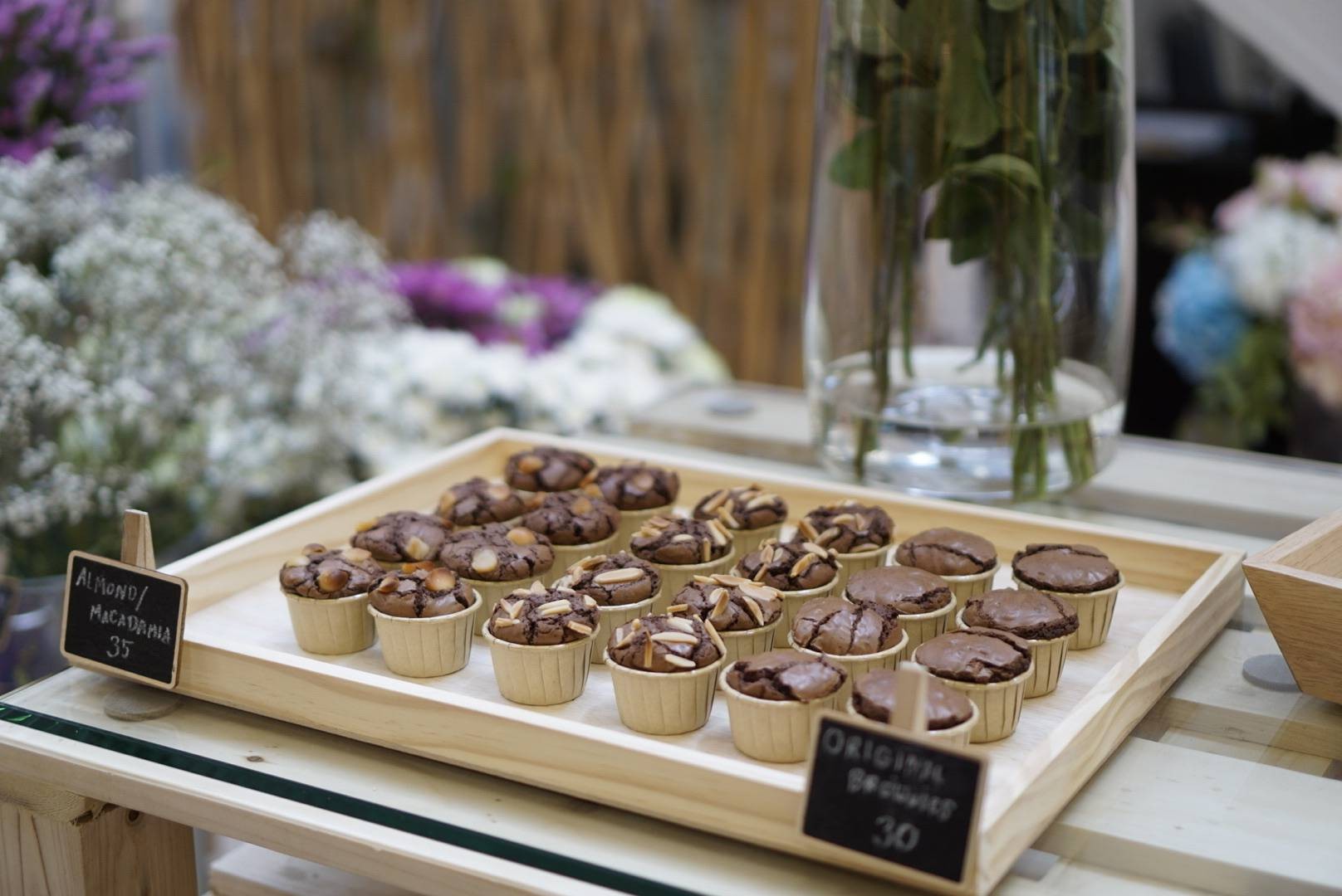 [รีวิว] ร้าน Bake & Bloom สาขา Market Place นางลิ้นจี่ ชั้นG ติดกับบัน ...