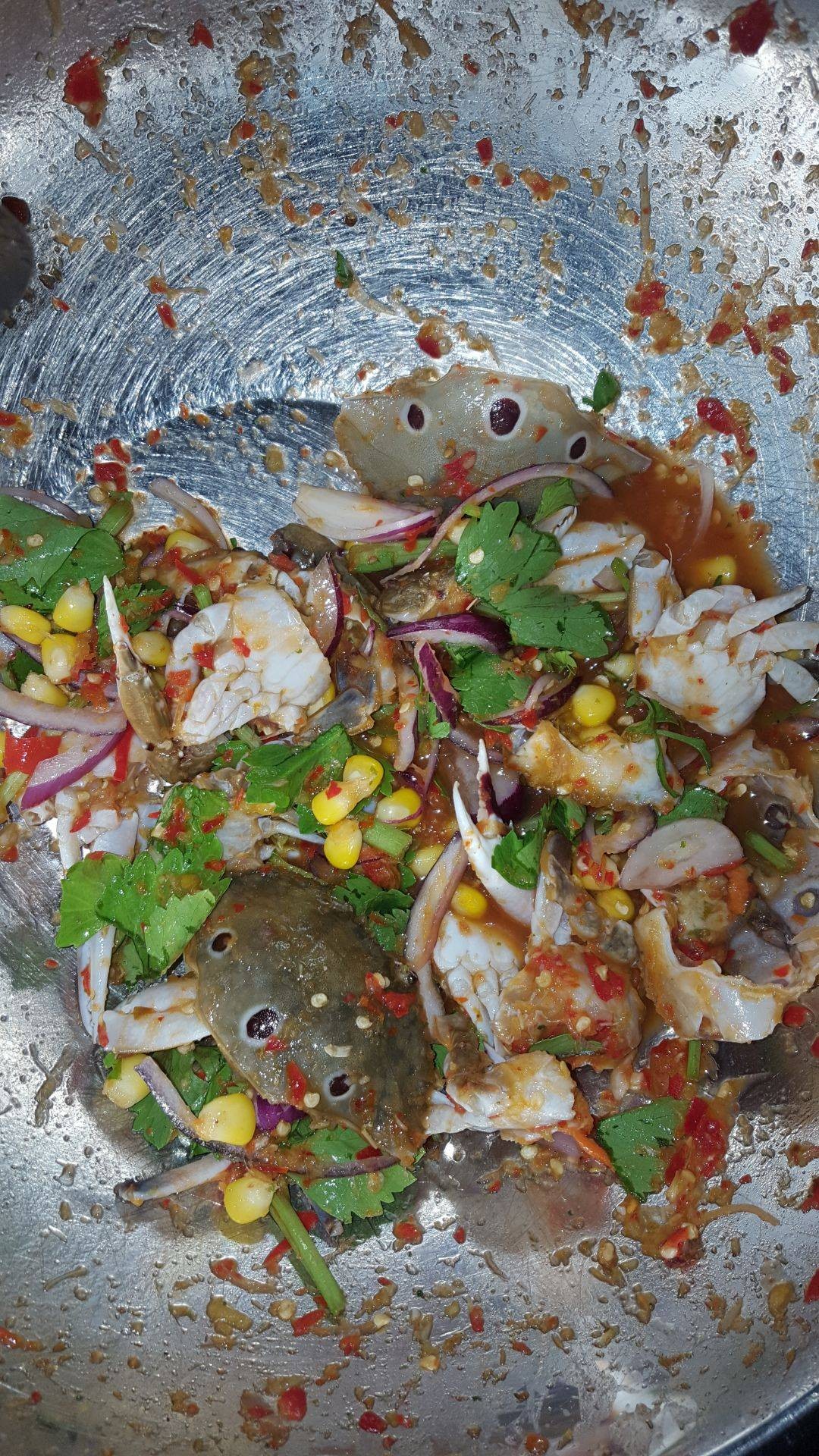 ยำปูม้ายำปลาหมึก - สั่งอาหารเดลิเวอรี | Wongnai x LINE MAN