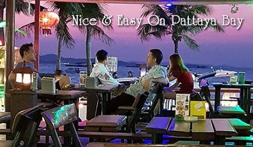 ร้าน Green Tree Restaurant & Pub | รีวิวร้านอาหาร