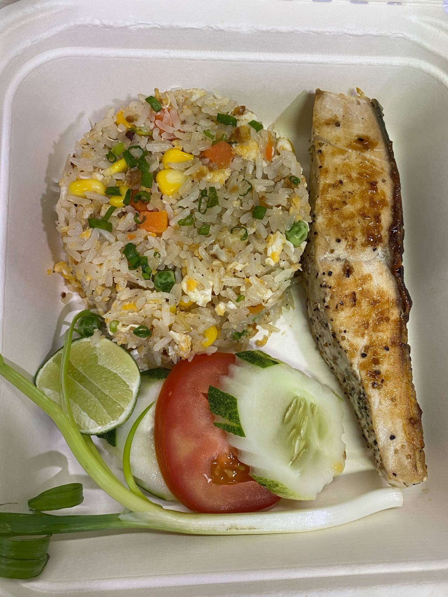 รีวิว Sooooo Goood (บางใหญ่) สาขาที่1 - ข้าวผัดอลาสก้าแซลมอน - Wongnai