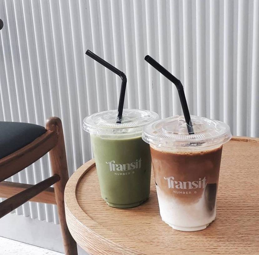 รีวิว Transit Number 8 - คาเฟ่มินิมอลเหมือนอยู่สนามบิน - Wongnai