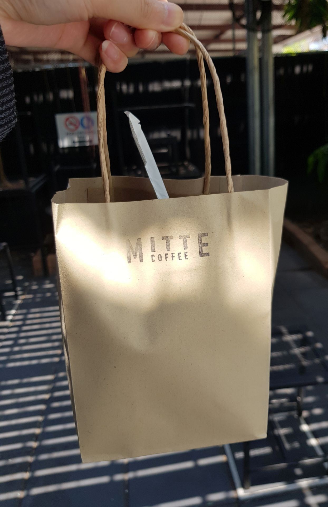 รีวิว Mitte Coffee, Cafe & Friends หมู่บ้านเมืองทองธานีโครงการ 4 ...
