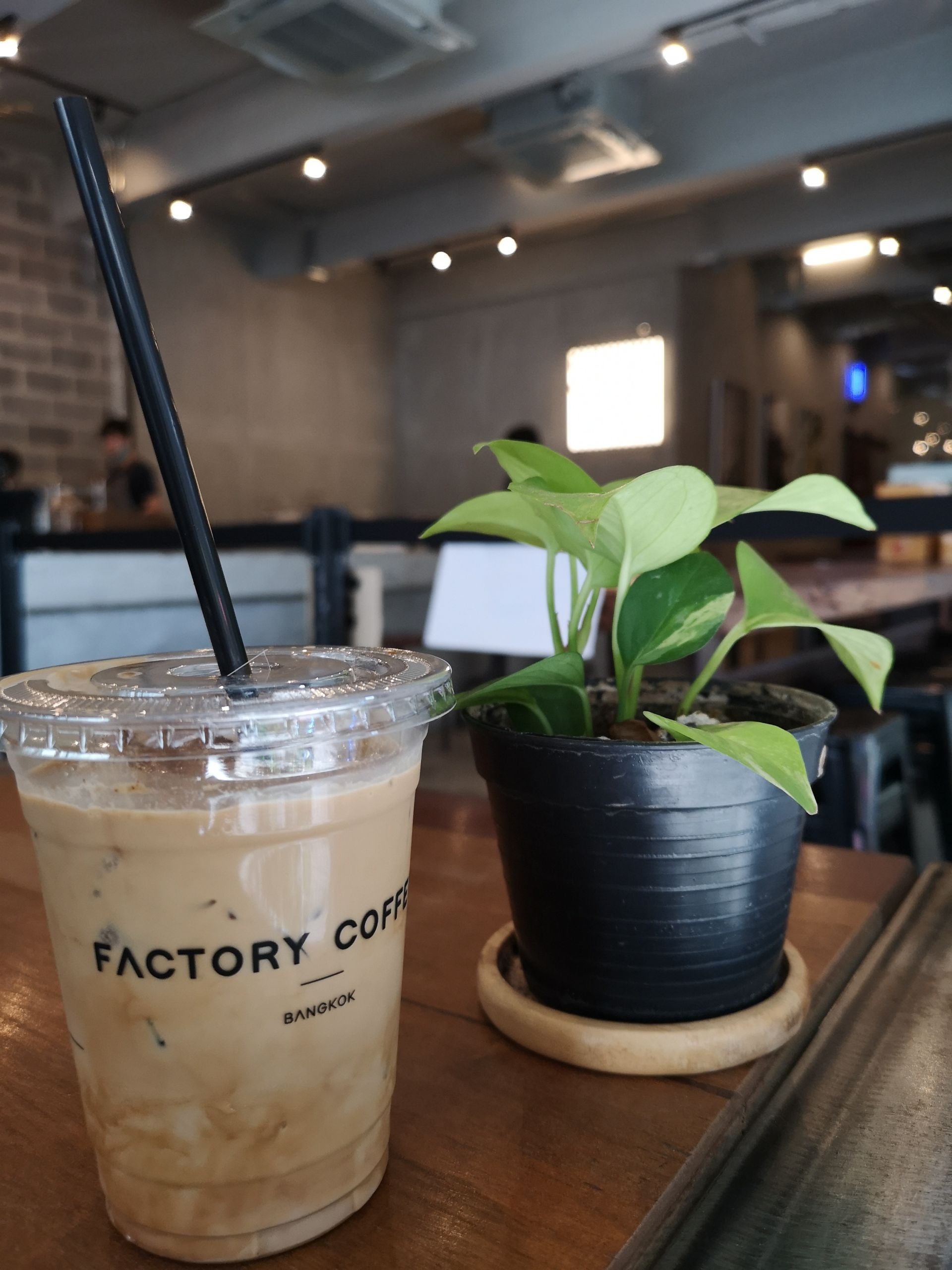 รีวิว Factory Coffee - BKK พญาไท - ช่วงนี้มีเมนูพิเศษเป็น Espresso ...