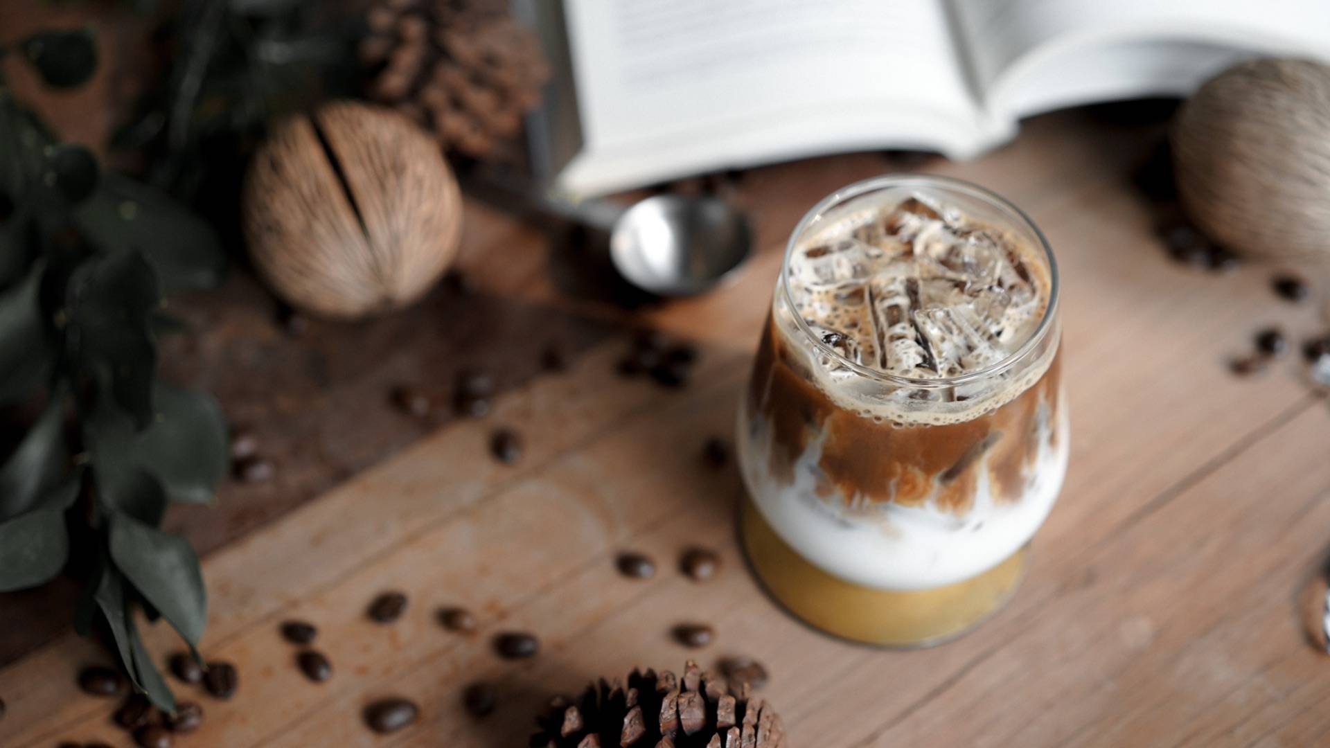 [รีวิว] ร้าน Chapter One Cafe | เมนูแนะนำ รูปภาพ ราคา - Wongnai