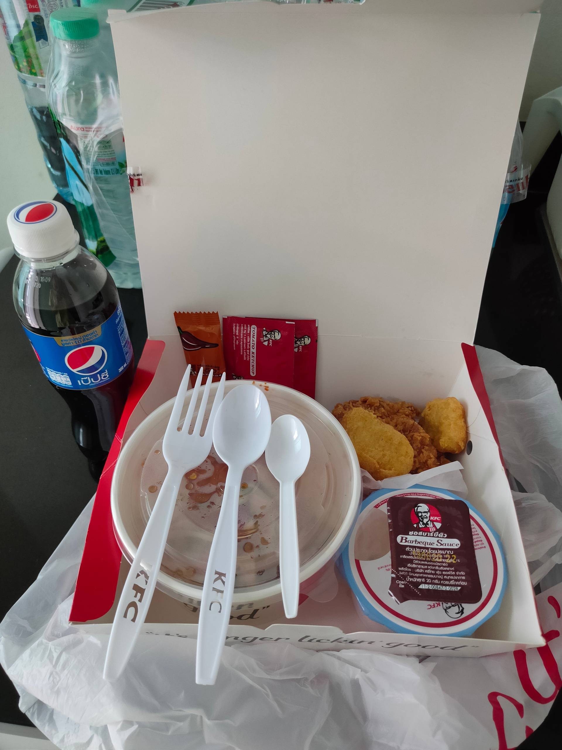 รีวิว KFC เอสพานาด รัตนาธิเบศร์ - มาเป็น SET อิ่มจุก ๆ