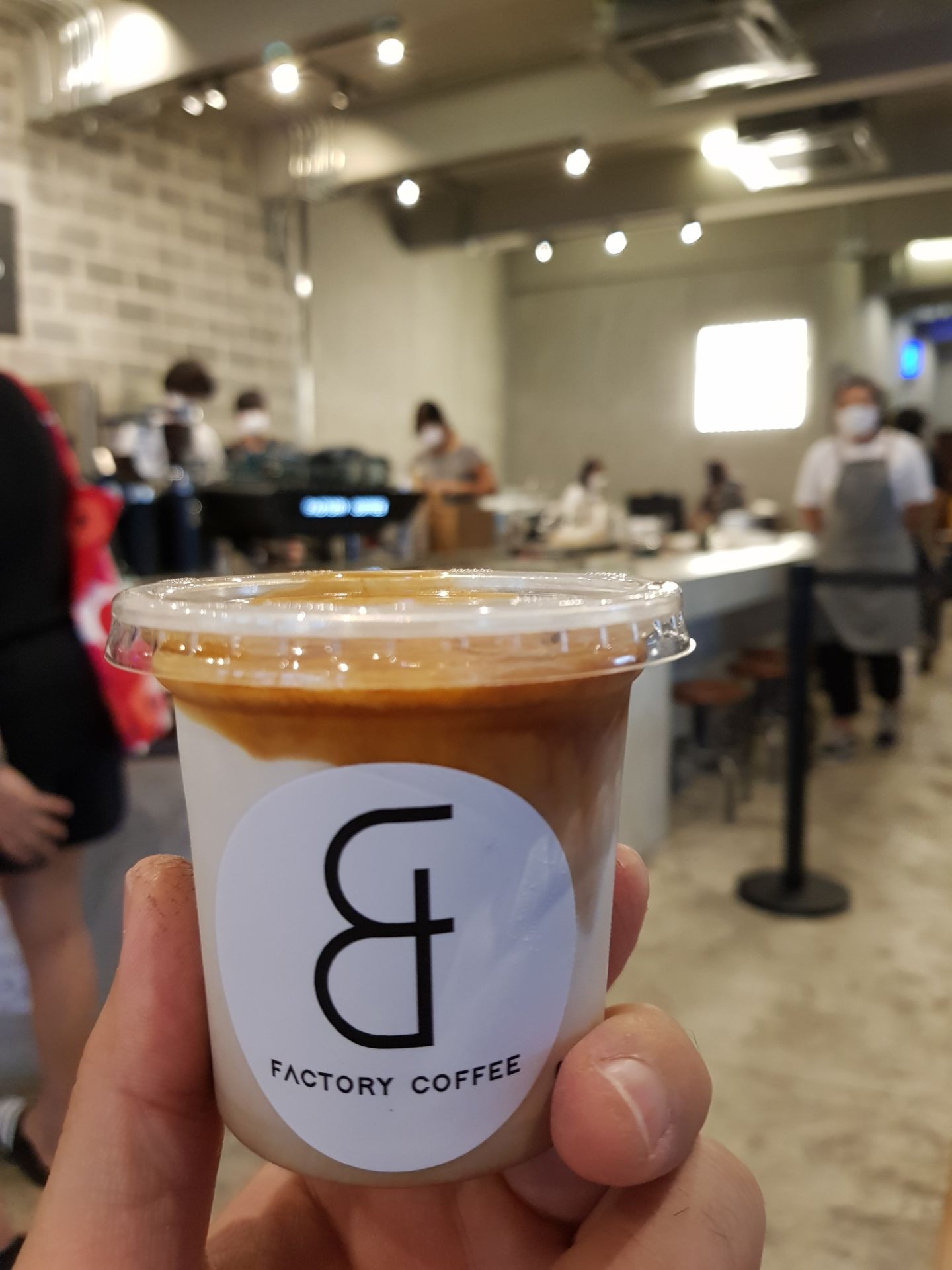 รีวิว Factory Coffee - BKK พญาไท - ร้านกาแฟสวยๆ รสชาติดี มีเอกลักษณ์