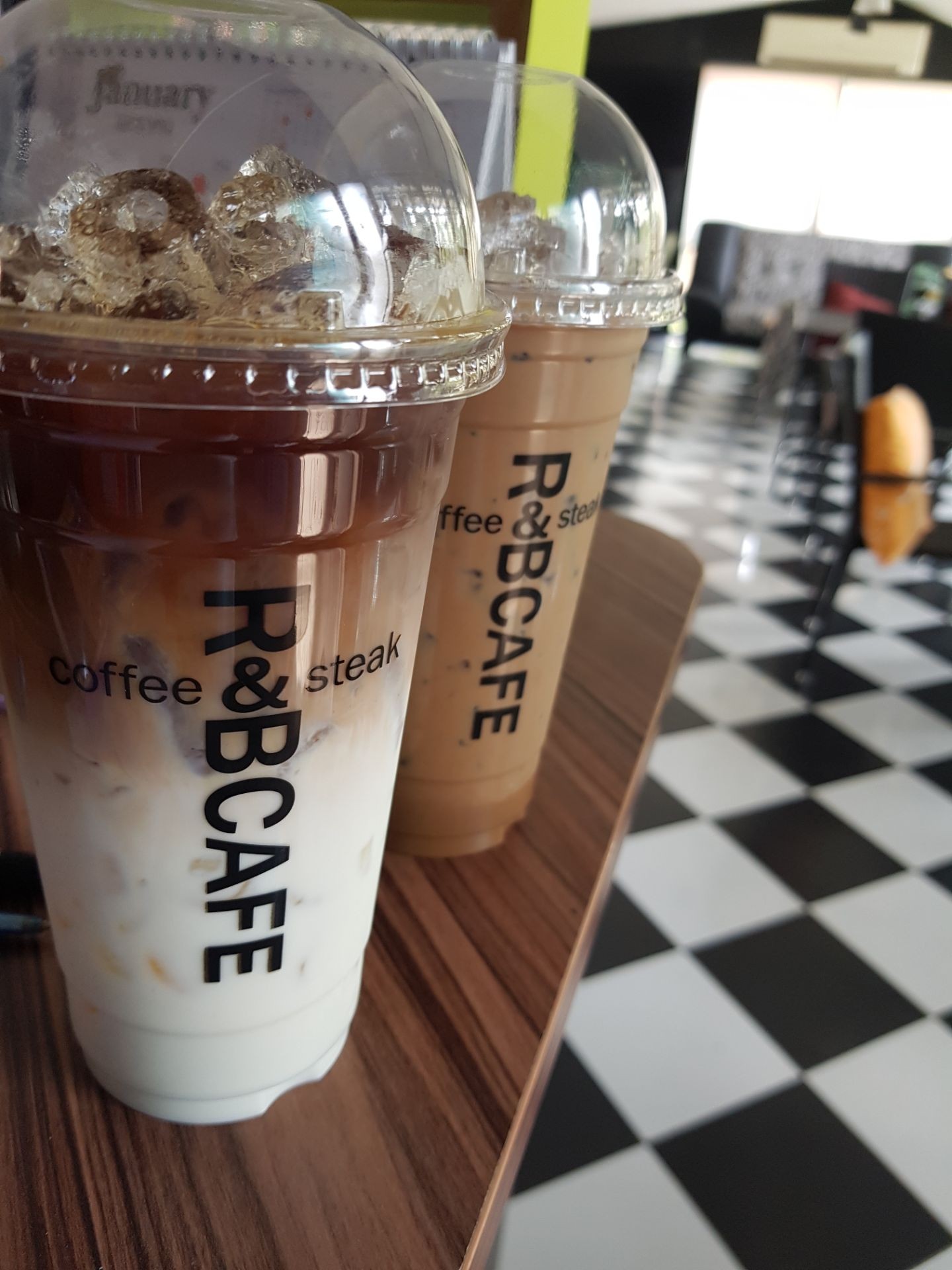 ร้าน R&b Cafe | รีวิวร้านอาหาร - Wongnai