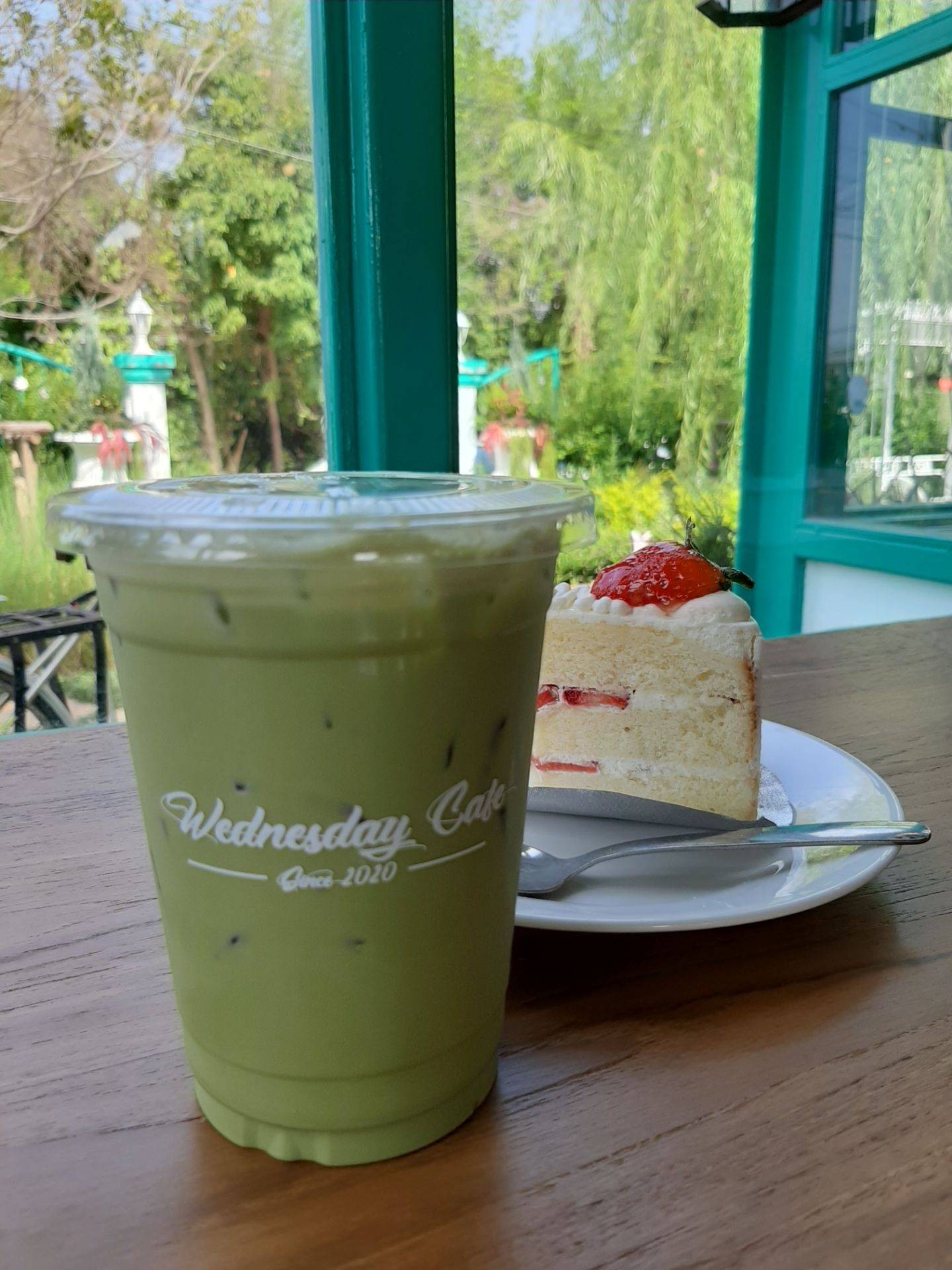 รีวิว Wednesday Cafe - บรรยากาศชิลๆ สบายๆ