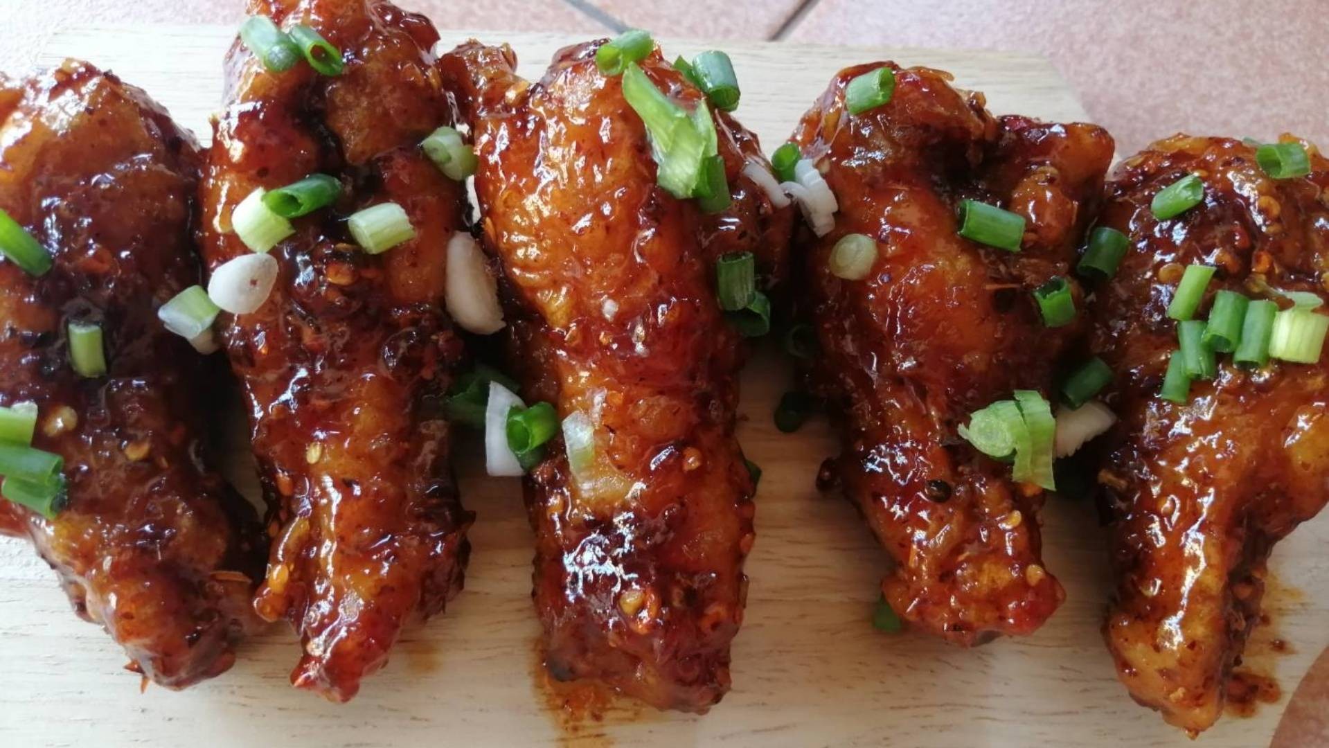 กินกัน (Kin Kan) - สั่งอาหารเดลิเวอรี | Wongnai x LINE MAN