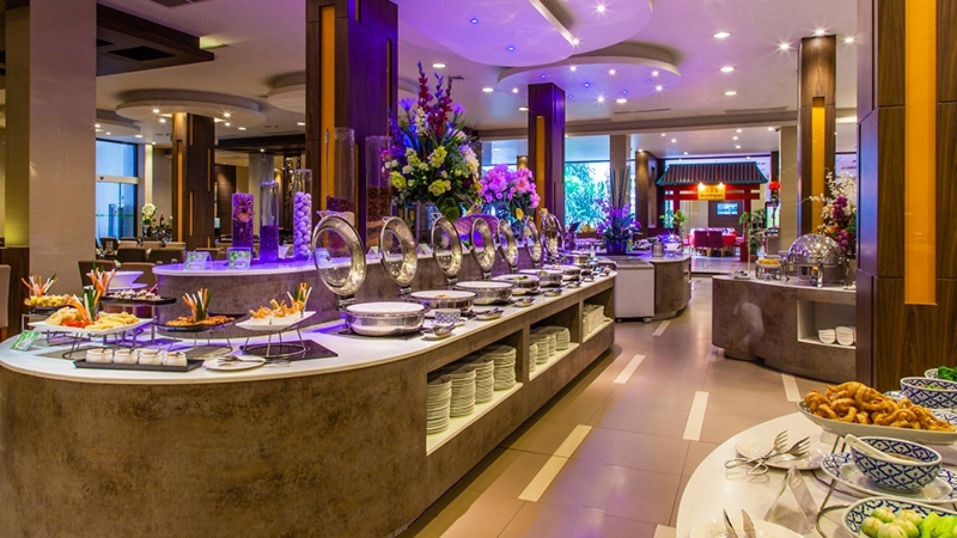 รีวิว Maple hotel - บุฟเฟต์ในโรงแรมย่านบางนาตราด