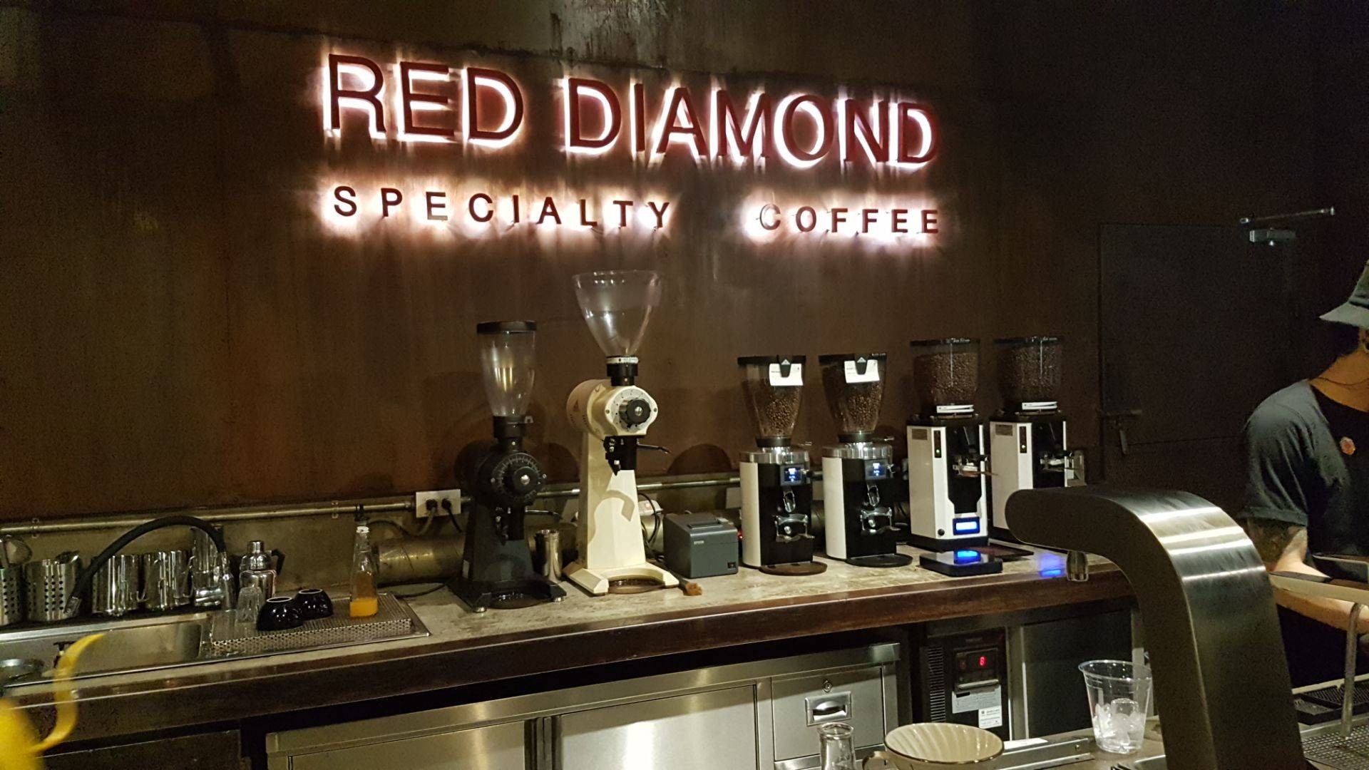 รีวิว Red Diamond Cafe ลาดพร้าว 71 (เลียบทางด่วนรามอินทรา) - กาแฟดี บา ...