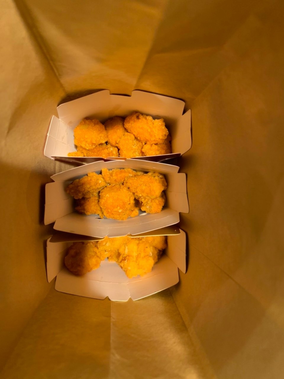 รีวิว Chicky Chic ลาซาล 9 - นักเก็ตไก่เนื้อแน่นมาก ไม่มีแป้งผสมเลย สไป ...