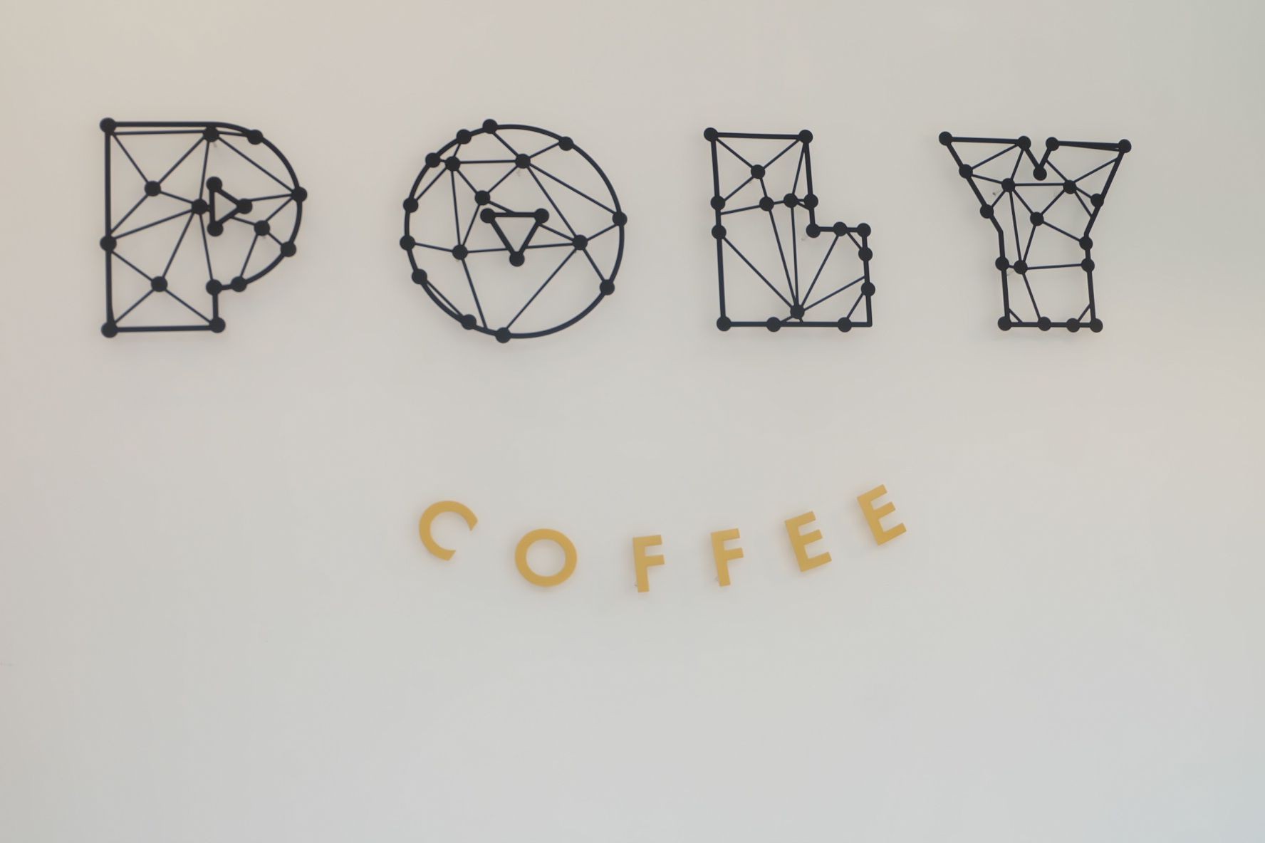 รีวิว POLY COFFEE (โพลี่ คอฟฟี่) - นิมมานเหมินทร์ - ร้านเล็กๆ แถวสวน ...