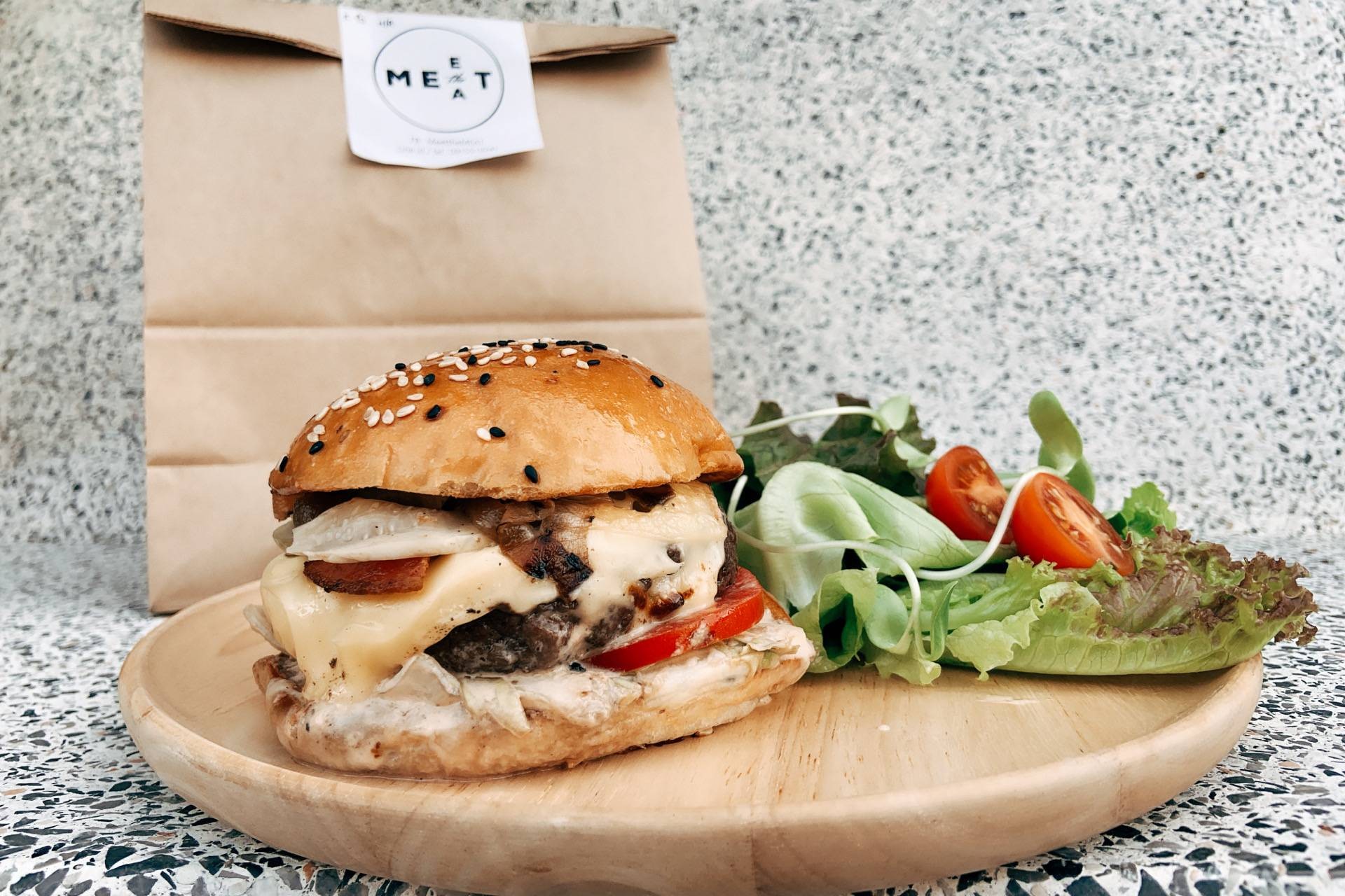 รีวิว Meet The Meat - เบอร์เกอร์วากิวที่อร่อยมากๆๆ