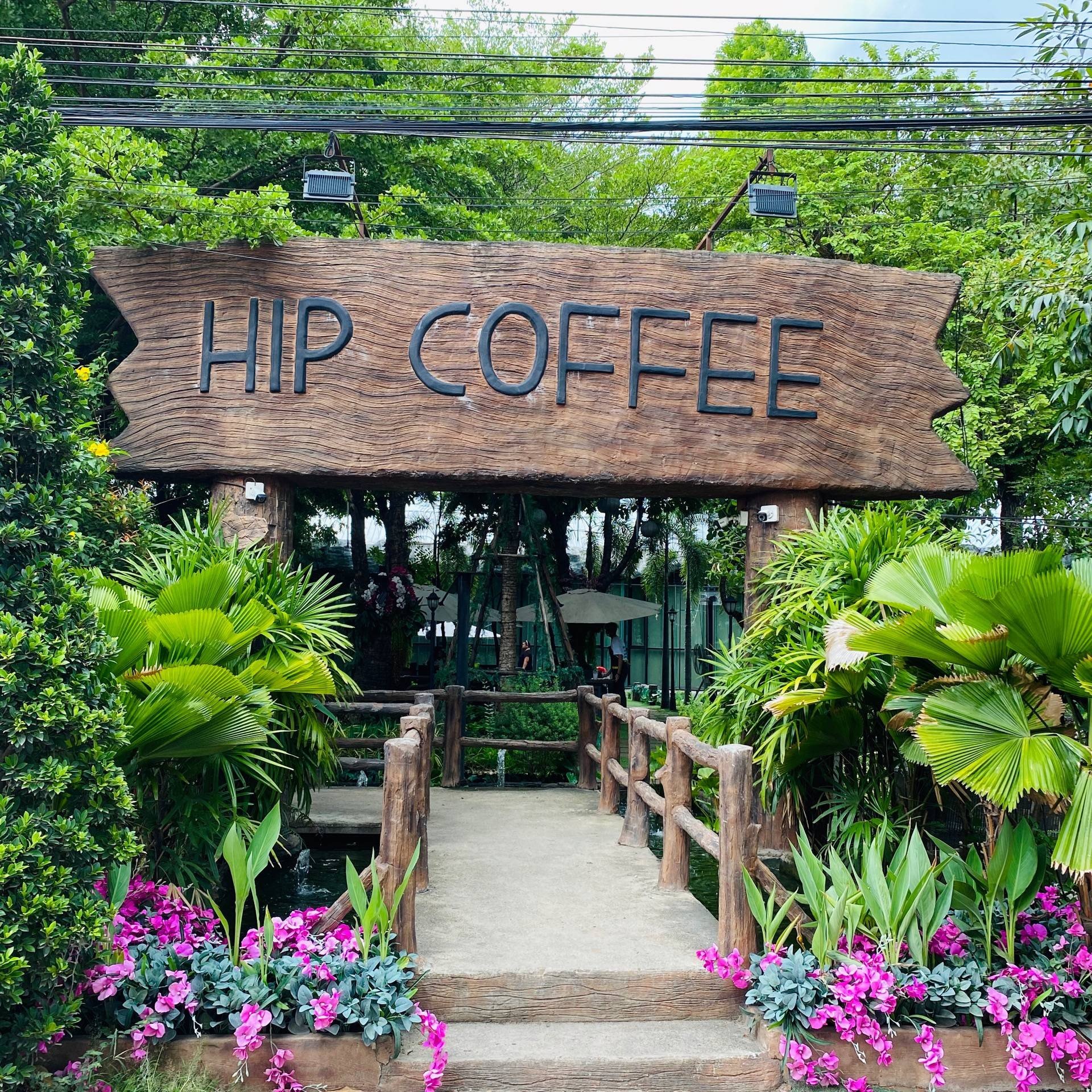 รีวิว Hip Coffee Bar&Restaurant - ร้านเดียว จบ ครบทุกมื้อ - Wongnai