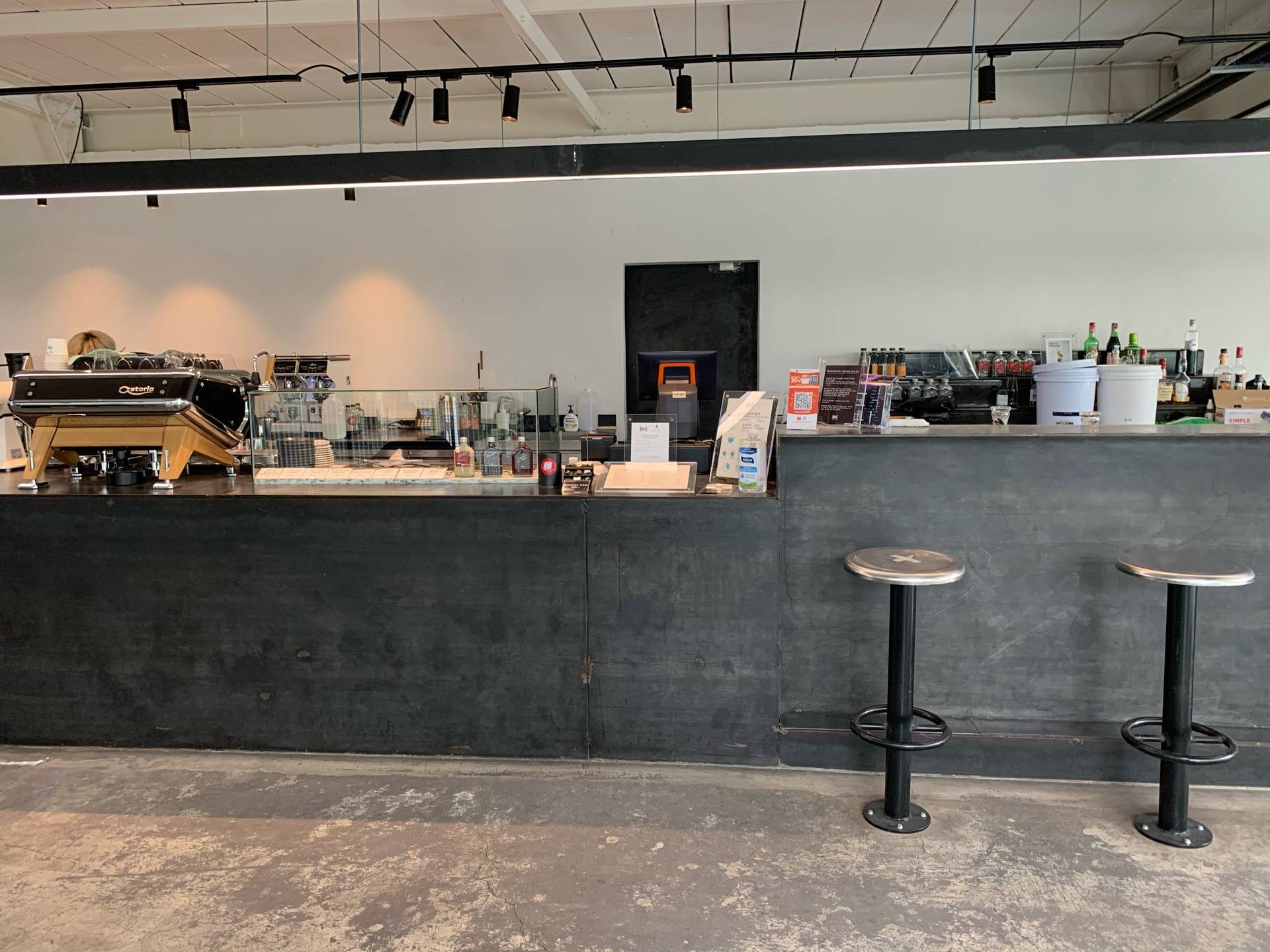 รูป Brave Roasters : Seenspace Thonglor