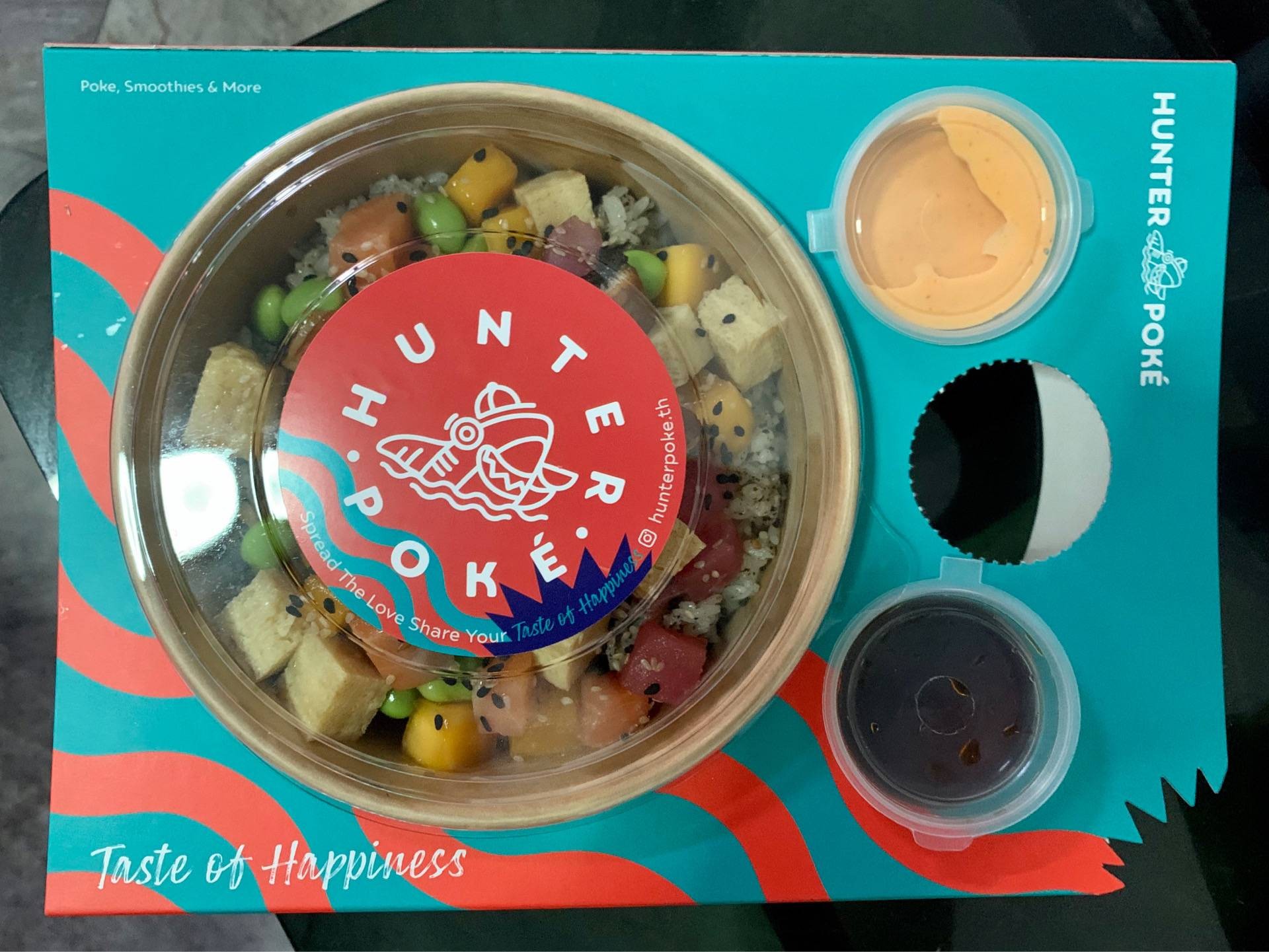 เอ็กซ์แฟคเตอร์ ไซส์แสตนดาร์ด ร้าน Hunter Poke Emquartier