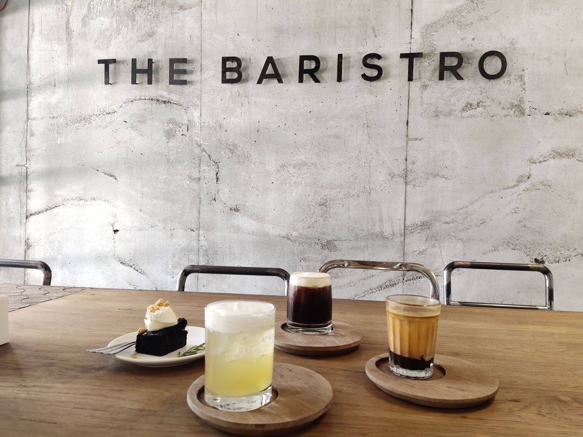 รีวิว THE BARISTRO AT TRAIN STATION TRAIN STATION - ร้านกาแฟแอร์เย็นมุม ...