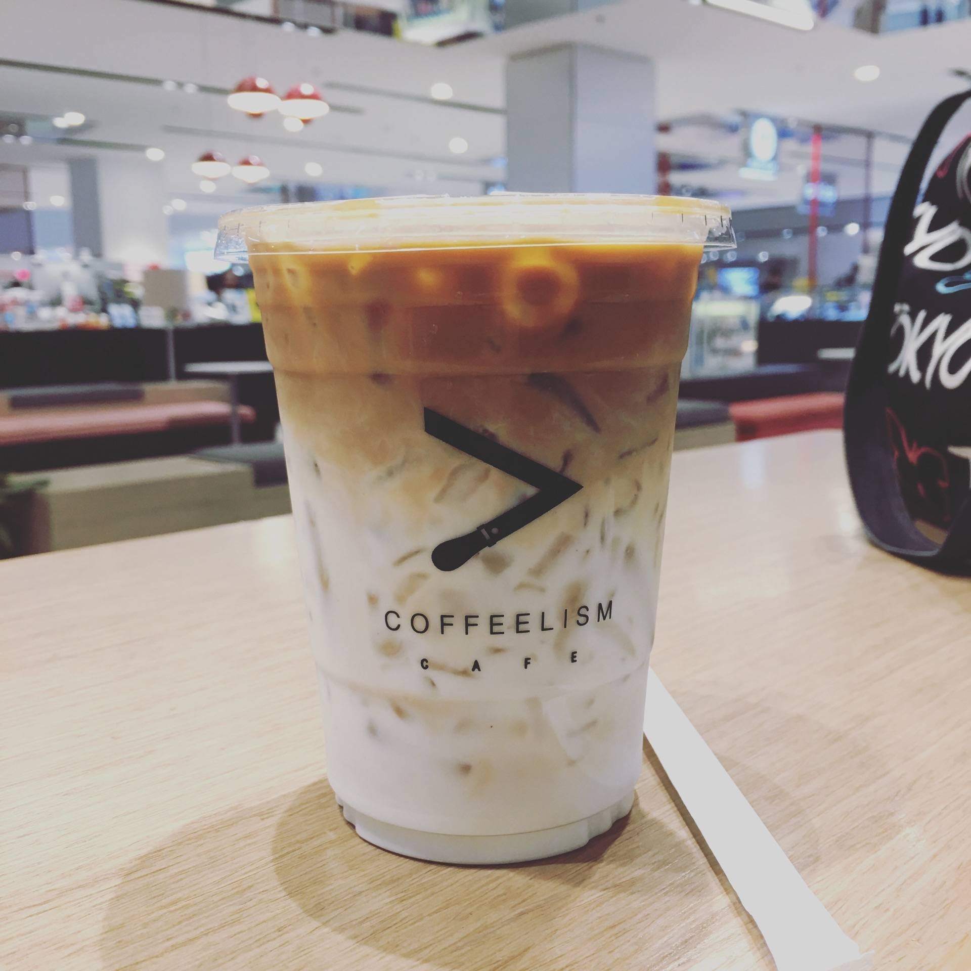 รีวิว Coffeelism Limited เซ็นทรัลเวิลด์ - อร่อยดี มาลองได้ - Wongnai